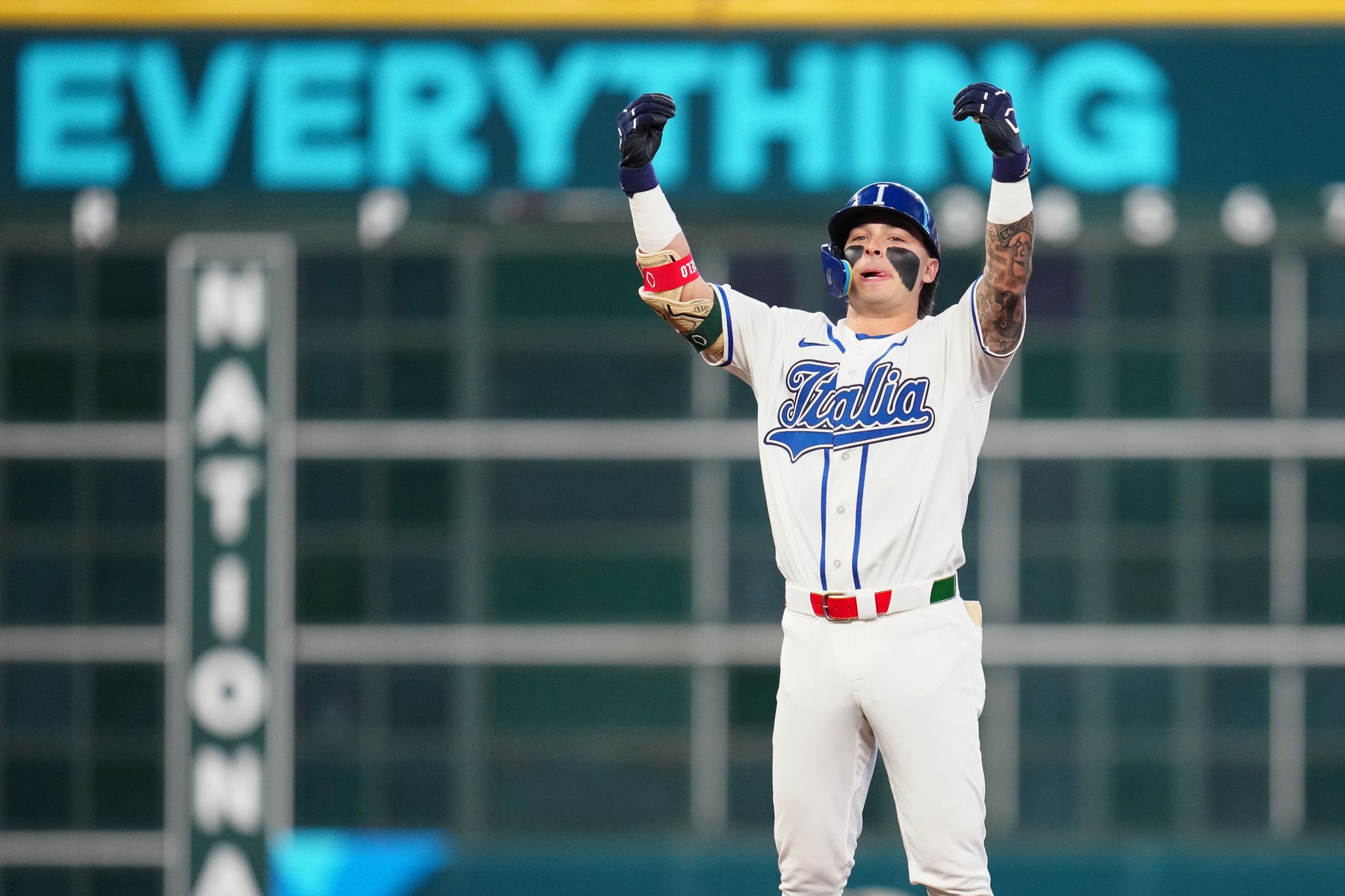 Italy’s unbeaten WBC run rolls on with an 8-6 win over Puerto Rico and ...