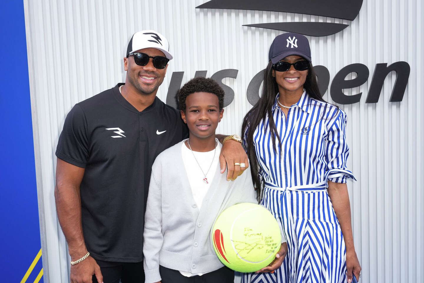 Future, son of Ciara and stepson of Russell Wilson, takes Texas visit