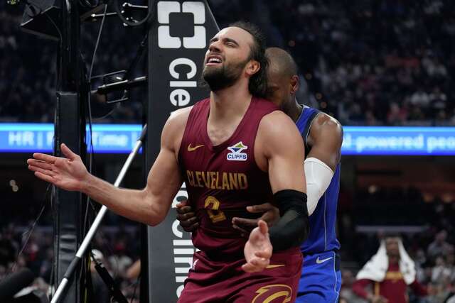 Cavaliers’ Max Strus scores 24 points in season debut after missing 67 ...
