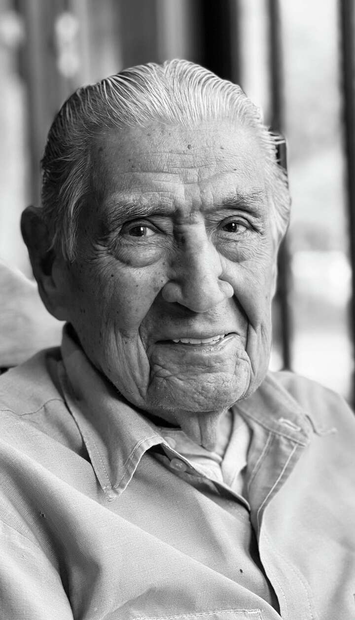 Roy Barrera Sr. was 'legal legend,' Texas secretary of state