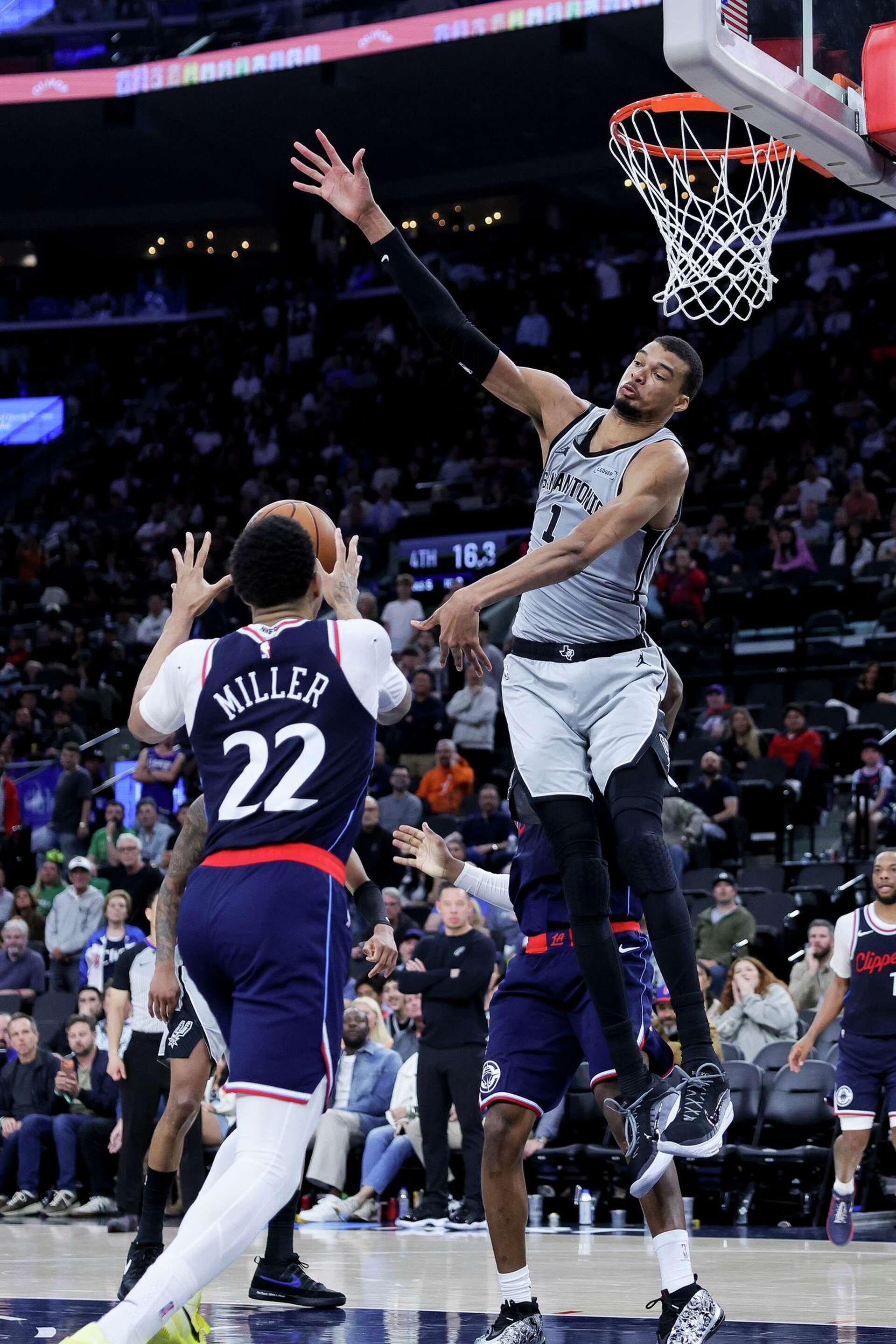 Three takeaways as Spurs claim their 50th win of the season