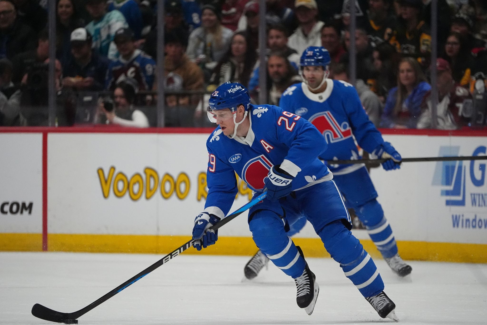 Avalanche's lead down to 3 points ahead of matchup against Stars ...