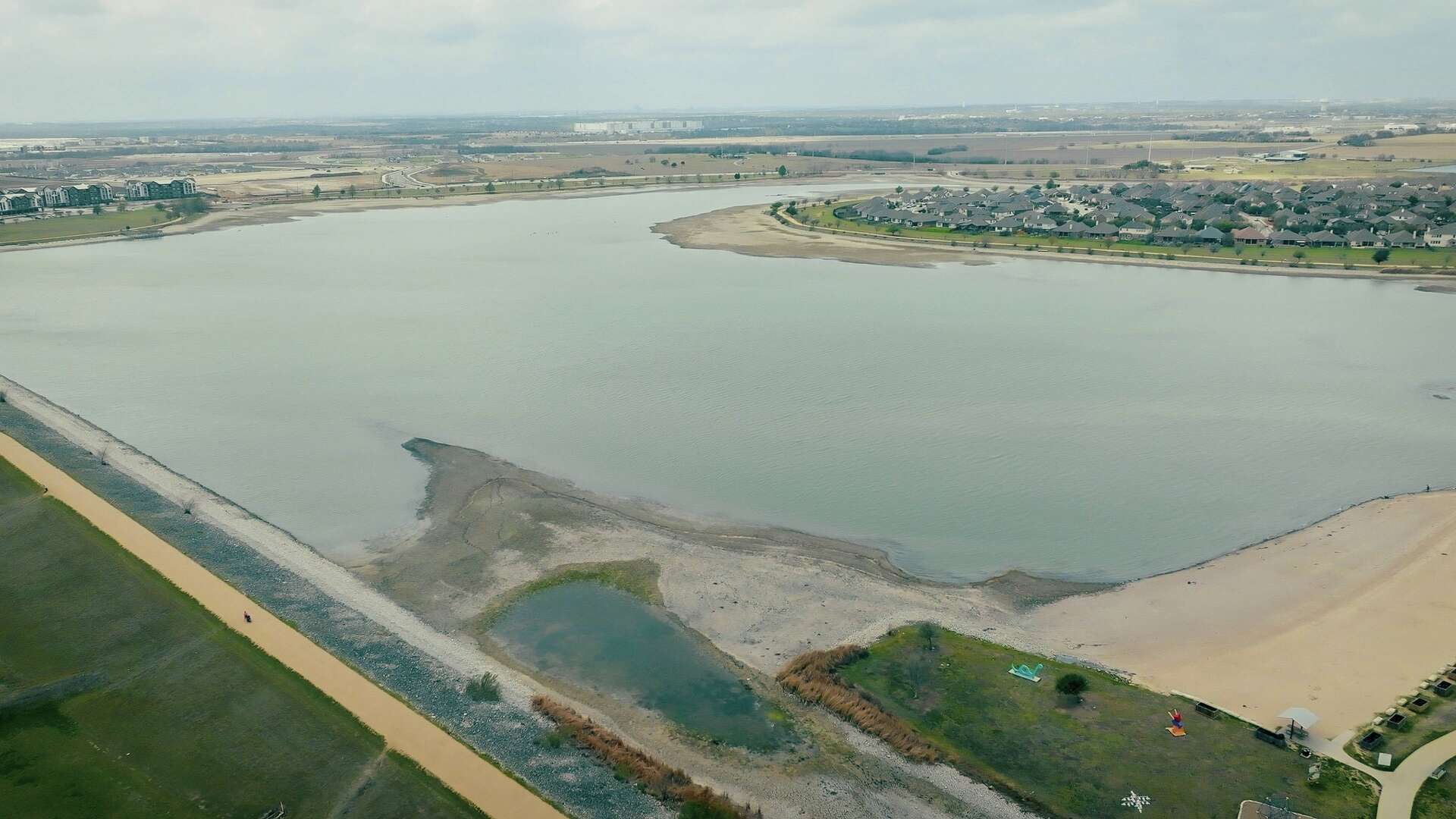 Water flow completely shuts down at major Austin-area lake