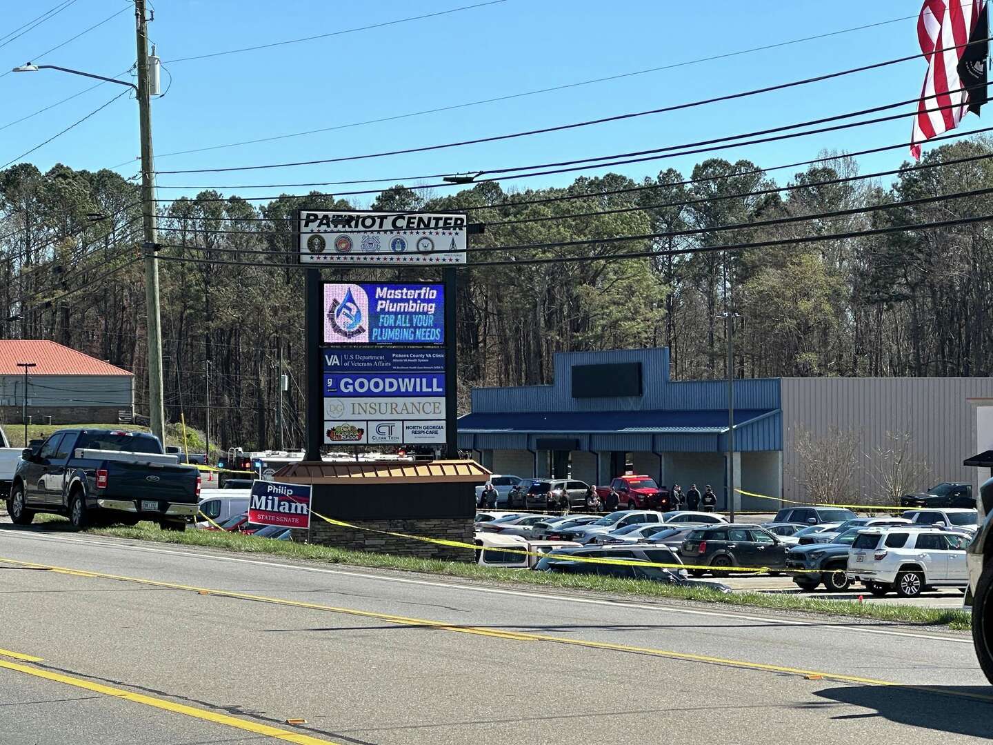 Gunman killed and employee hospitalized after a shooting at a Georgia ...
