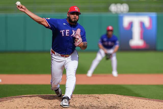 Foregoing Venezuela to pursue Rangers might pay off for Luis Curvelo