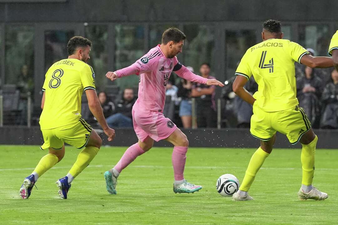 For 10, it's 900: Inter Miami star Lionel Messi scores milestone 900th ...