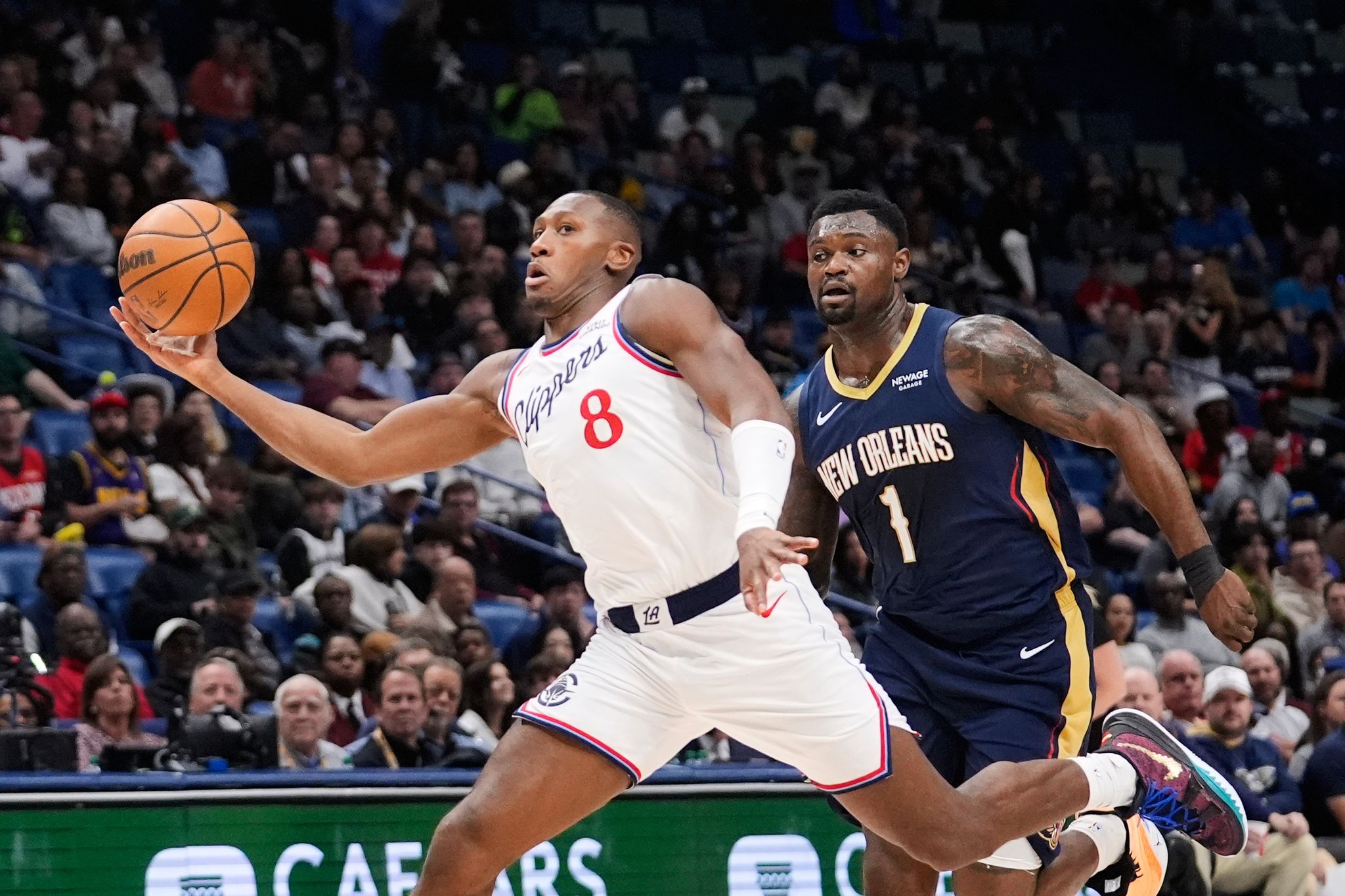 Bey scores 25 points and Murphy 23 to pace Pelicans to 124-109 victory ...