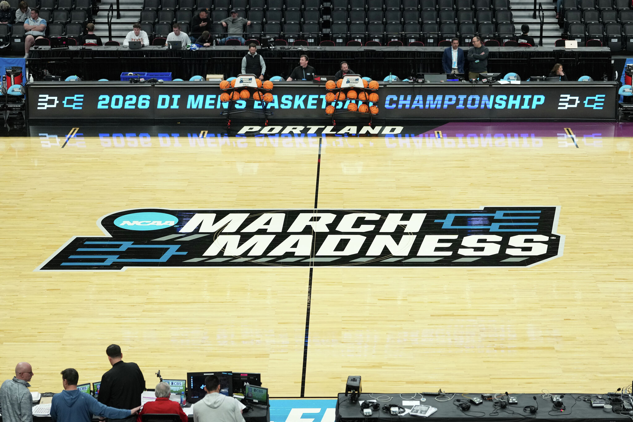 Where to watch March Madness Friday: Times, TV channel, full schedule