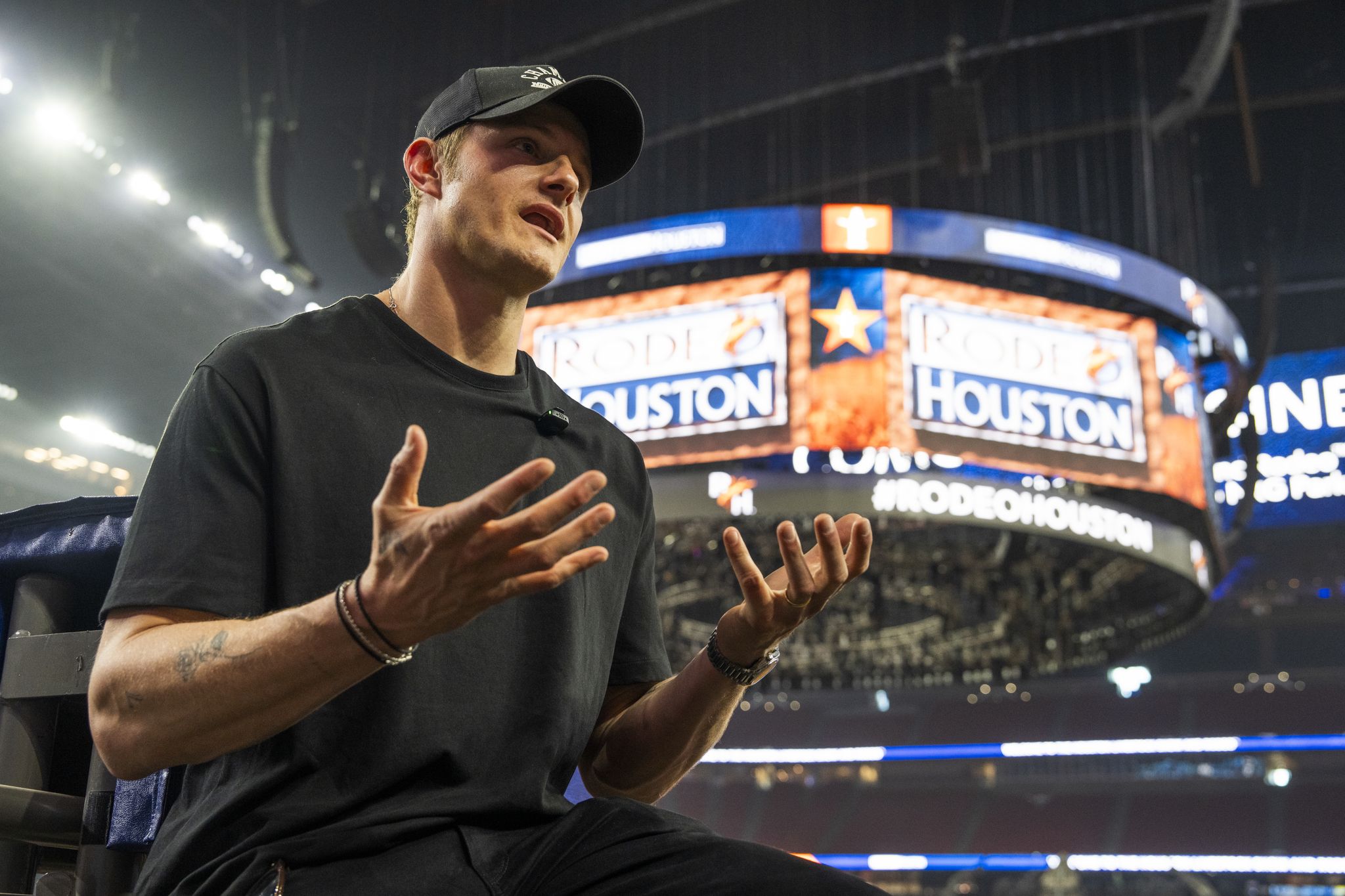 'The Hunger Games' actor Alexander Ludwig films movie at Houston rodeo