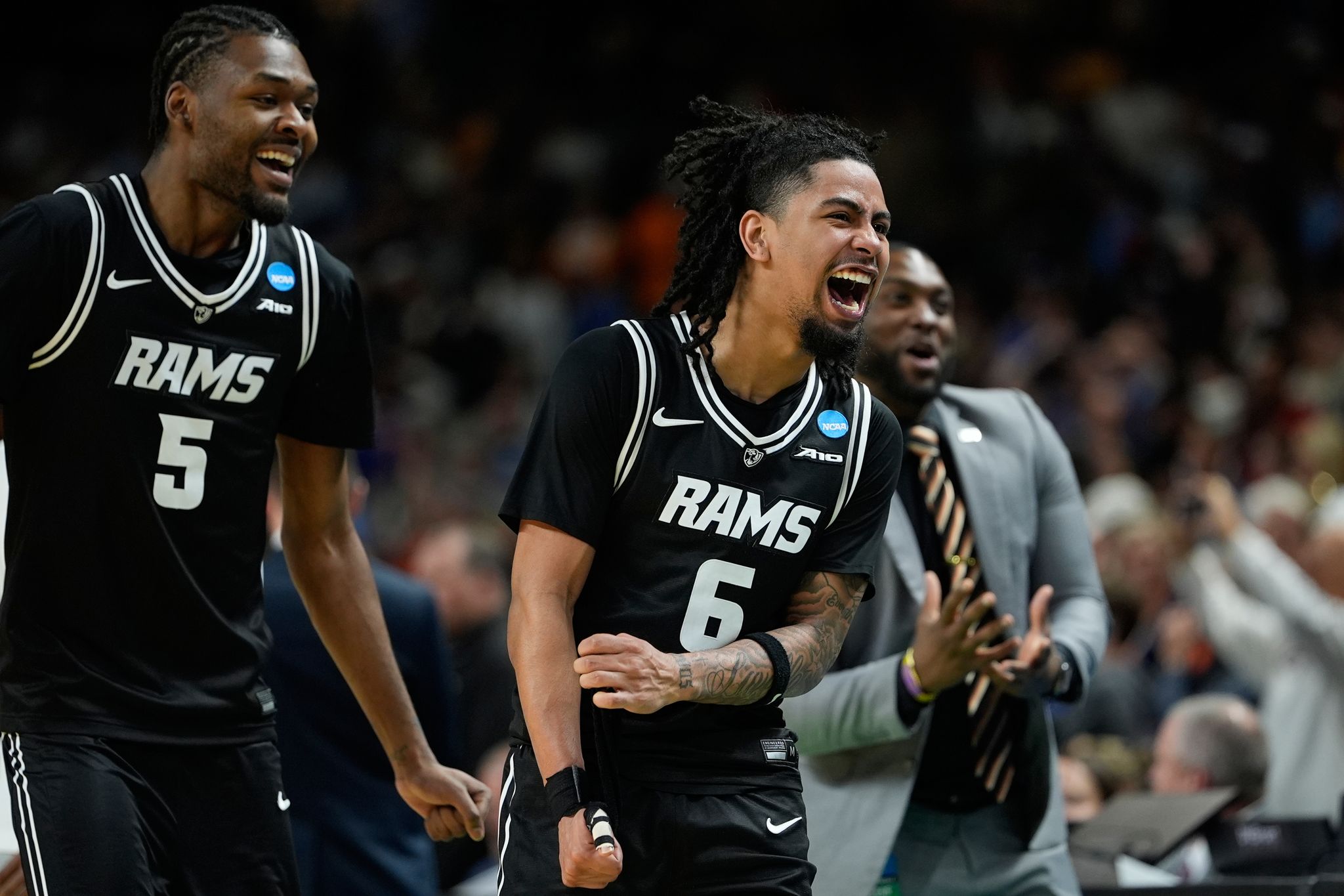 No. 11 seed VCU erases 19-point deficit, stuns sixth-seeded North ...