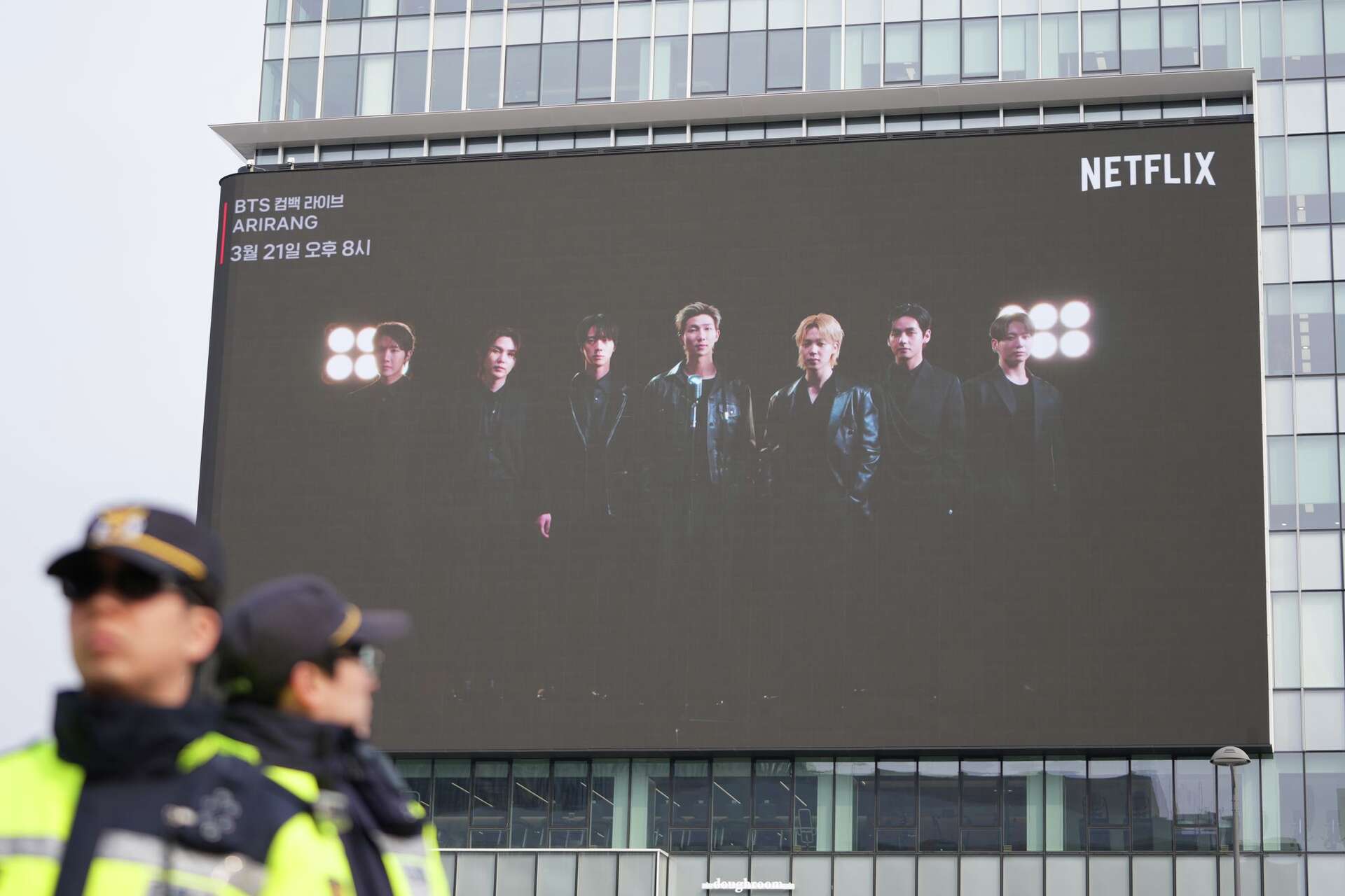 Photos show Seoul as K-pop group BTS stages its comeback show