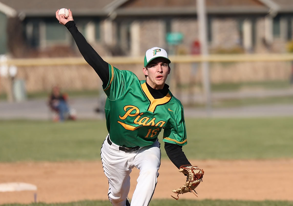 THURSDAY BASEBALL: Piasa Birds drop opener at Litchfield