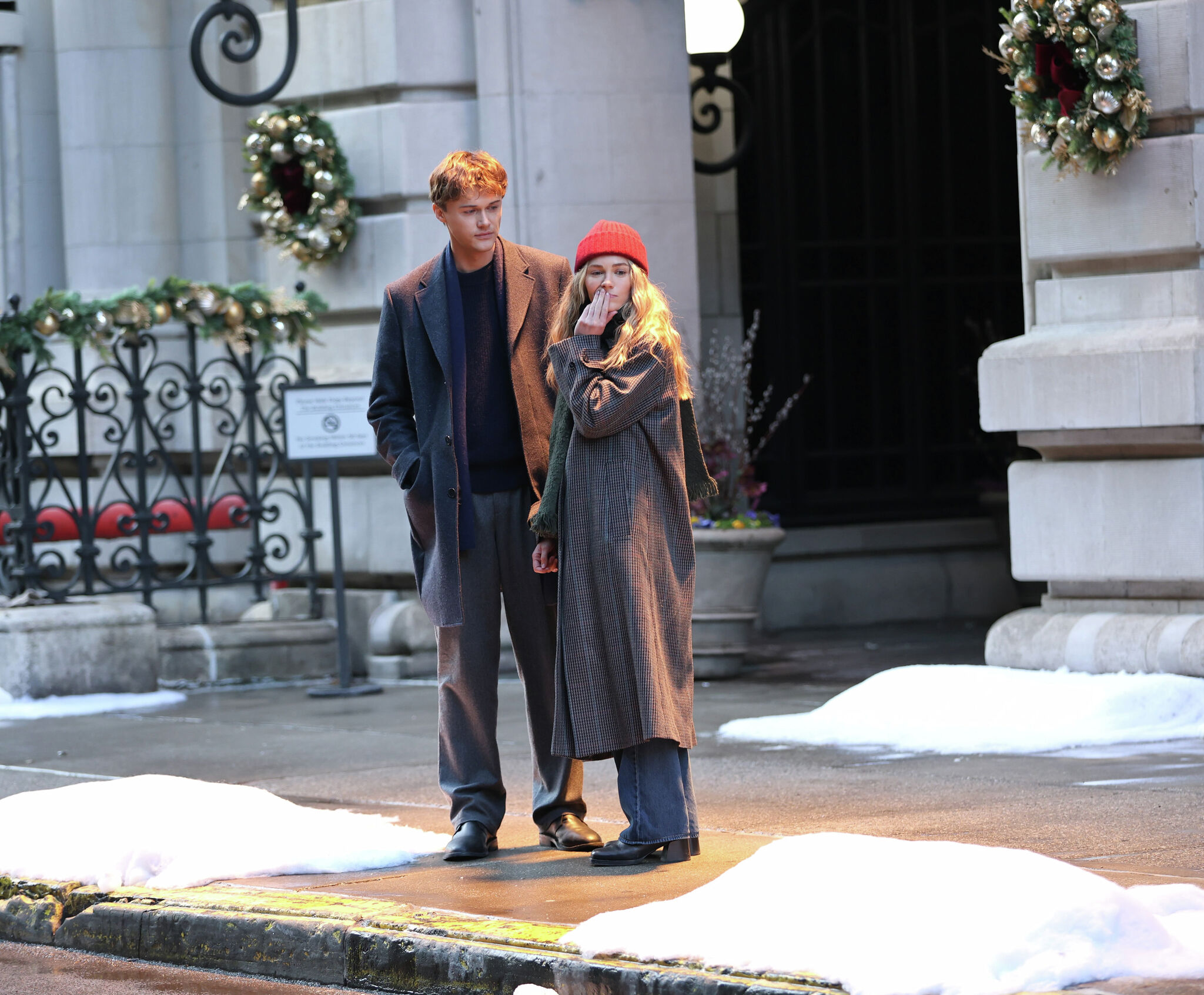 CBS News shutters its storied radio news service after nearly a century ...