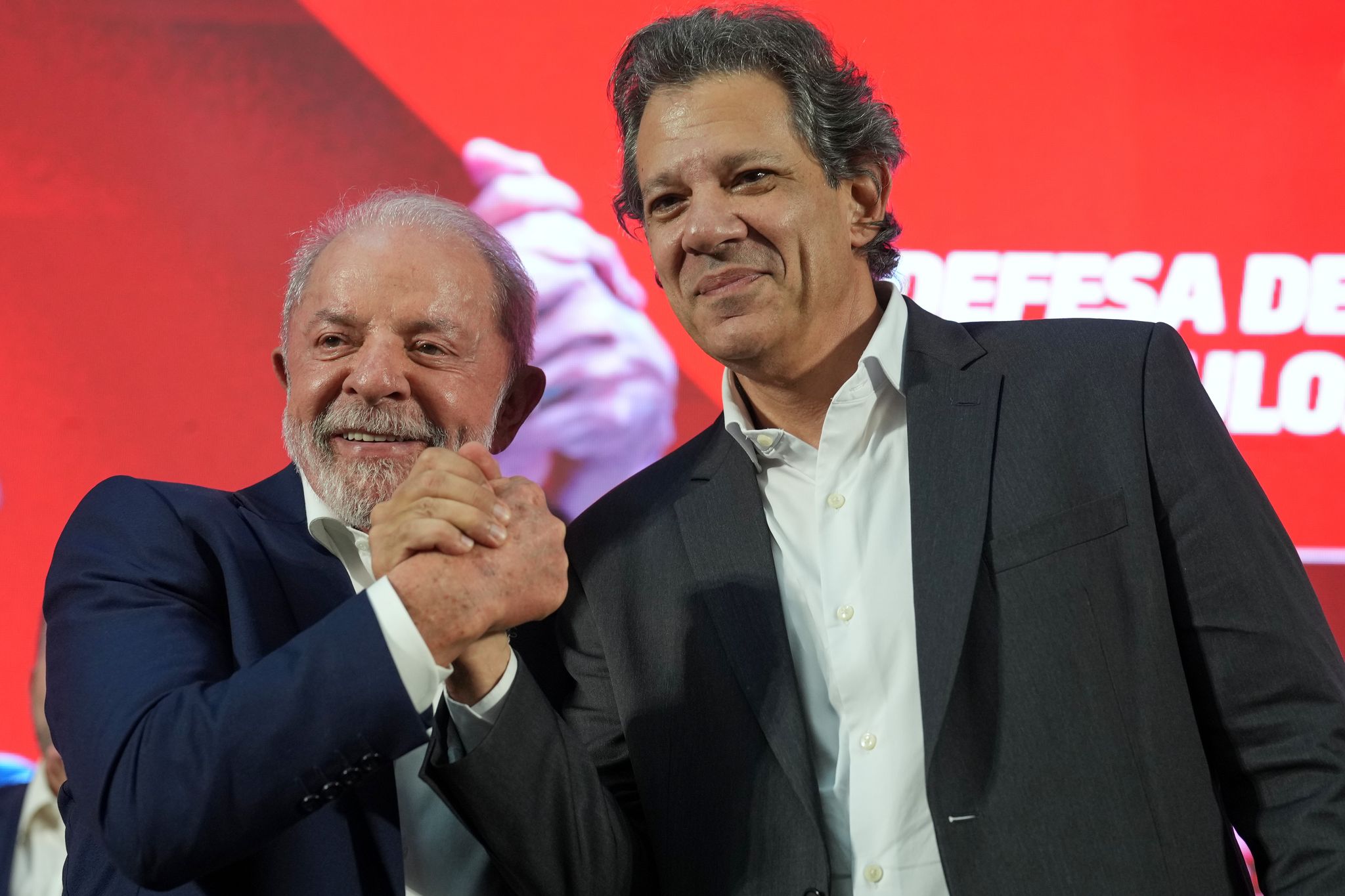Haddad, ministro de Finanzas de Brasil y aliado de Lula, se postula a ...