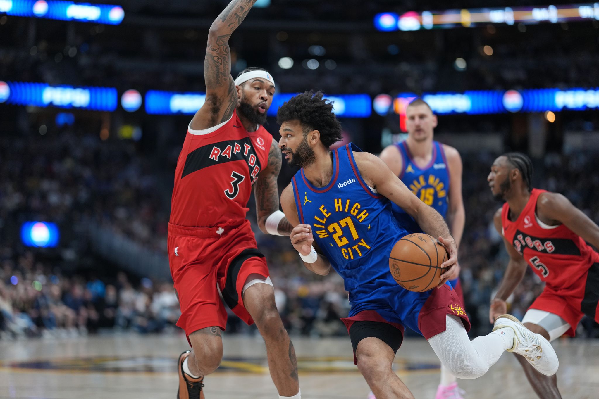 Jamal Murray scores 31 points to help lift Nuggets past Raptors 121-115
