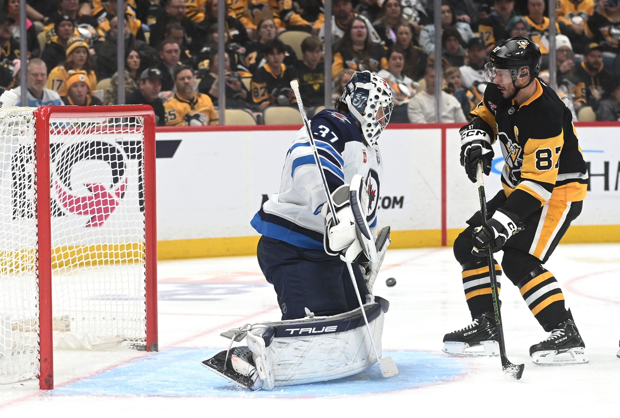 Sidney Crosby and Rickard Rakell score in shootout to lead Penguins ...