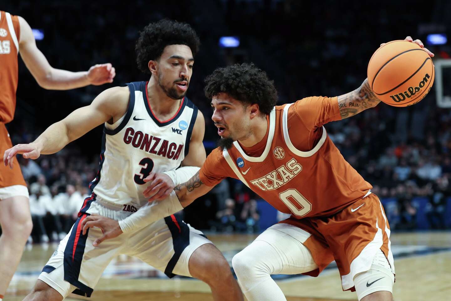 Texas basketball March Madness: Longhorns upset Gonzaga, make Sweet 16