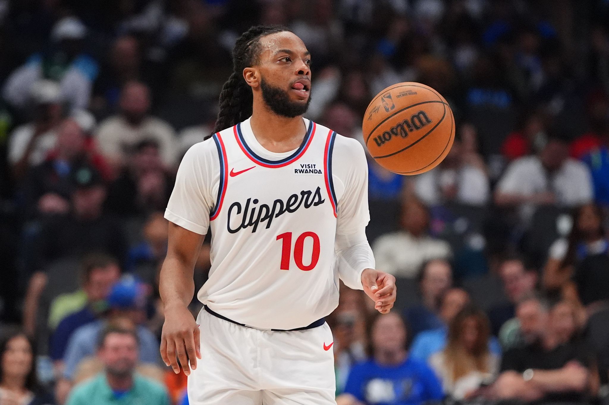 Garland scores 41 and Leonard adds 34 as Clippers extend Mavs' home ...