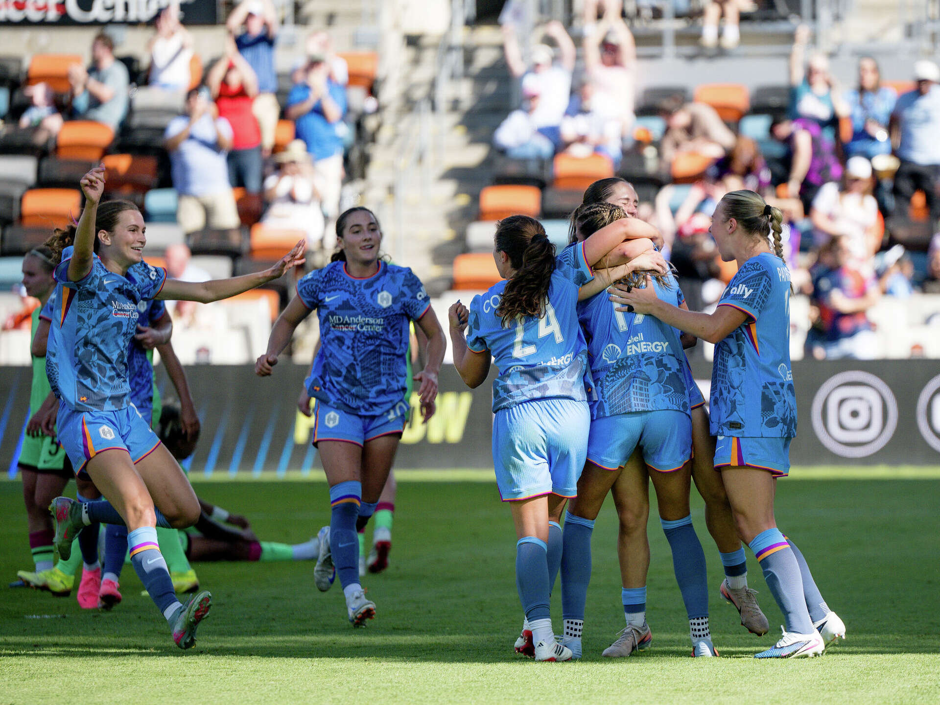 Houston Dash improve to 2-0 for first time with win over Boston
