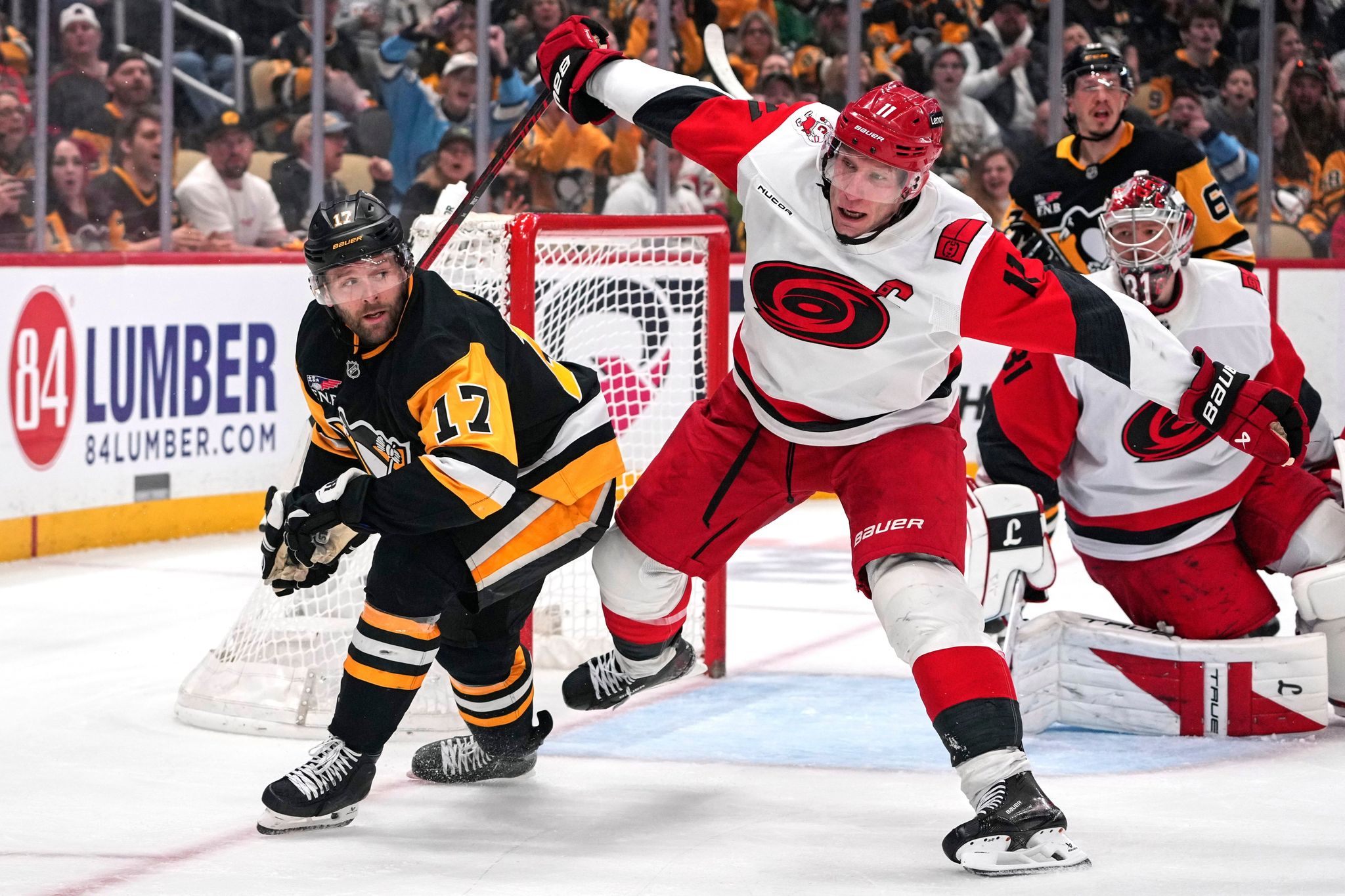 Hurricanes score 3 times on the power play in a 5-1 win over the Penguins