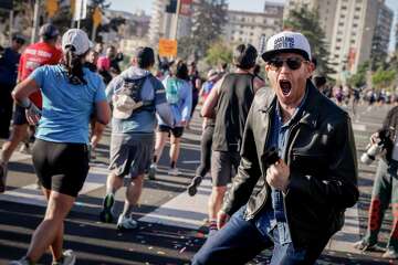 Oakland Marathon sets a personal best as thousands pound pavement