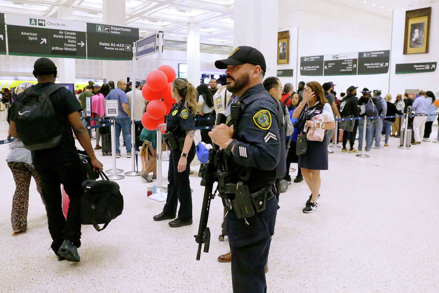 Houston airport's only TSA checkpoints pass 4-hour waits
