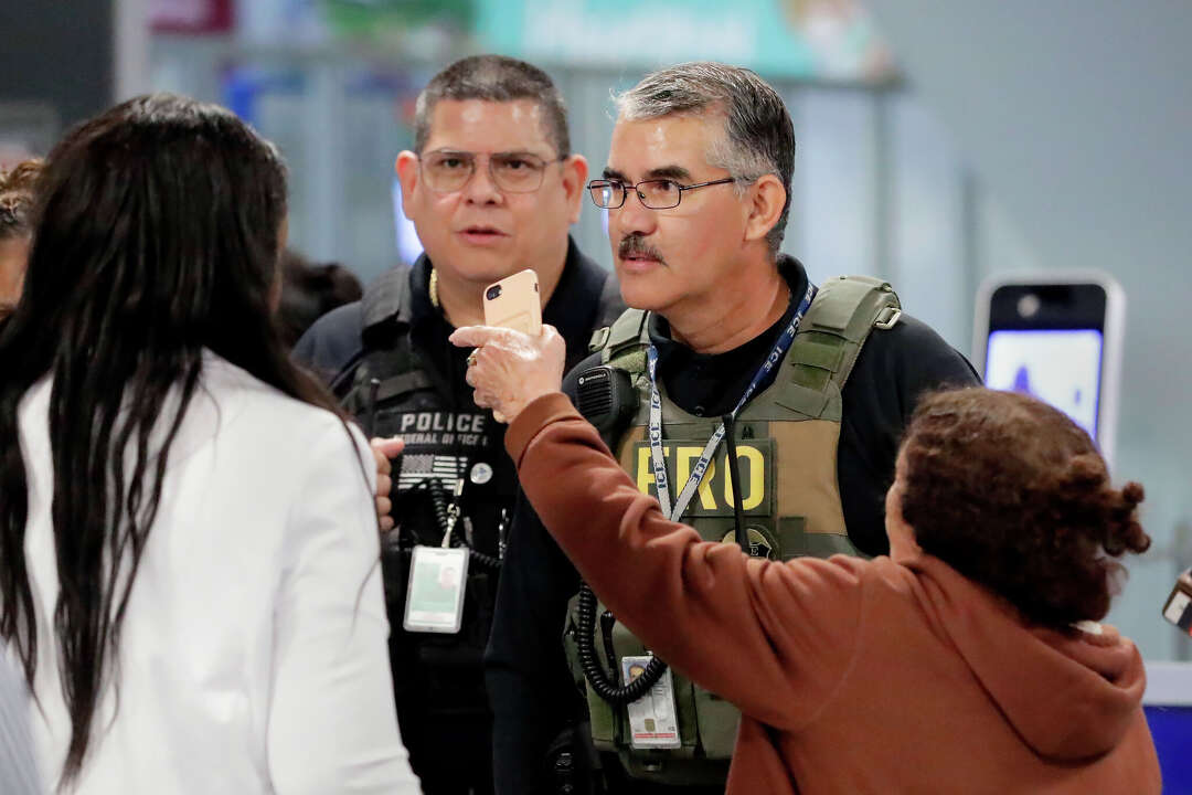Houston airport's only TSA checkpoints pass 4-hour waits