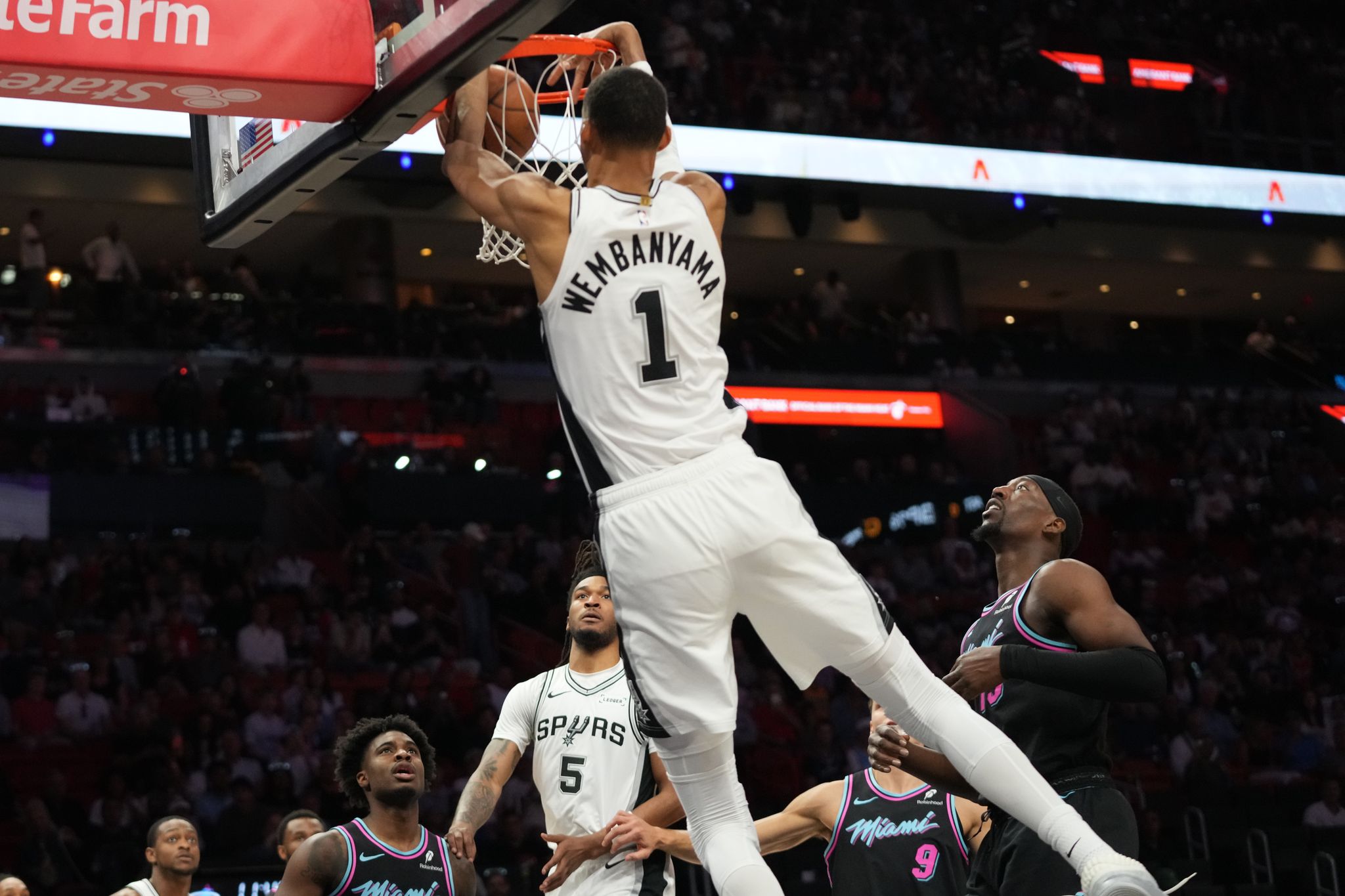 Wembanyama scores 26, red-hot Spurs roll past sliding Heat 136-111 and ...