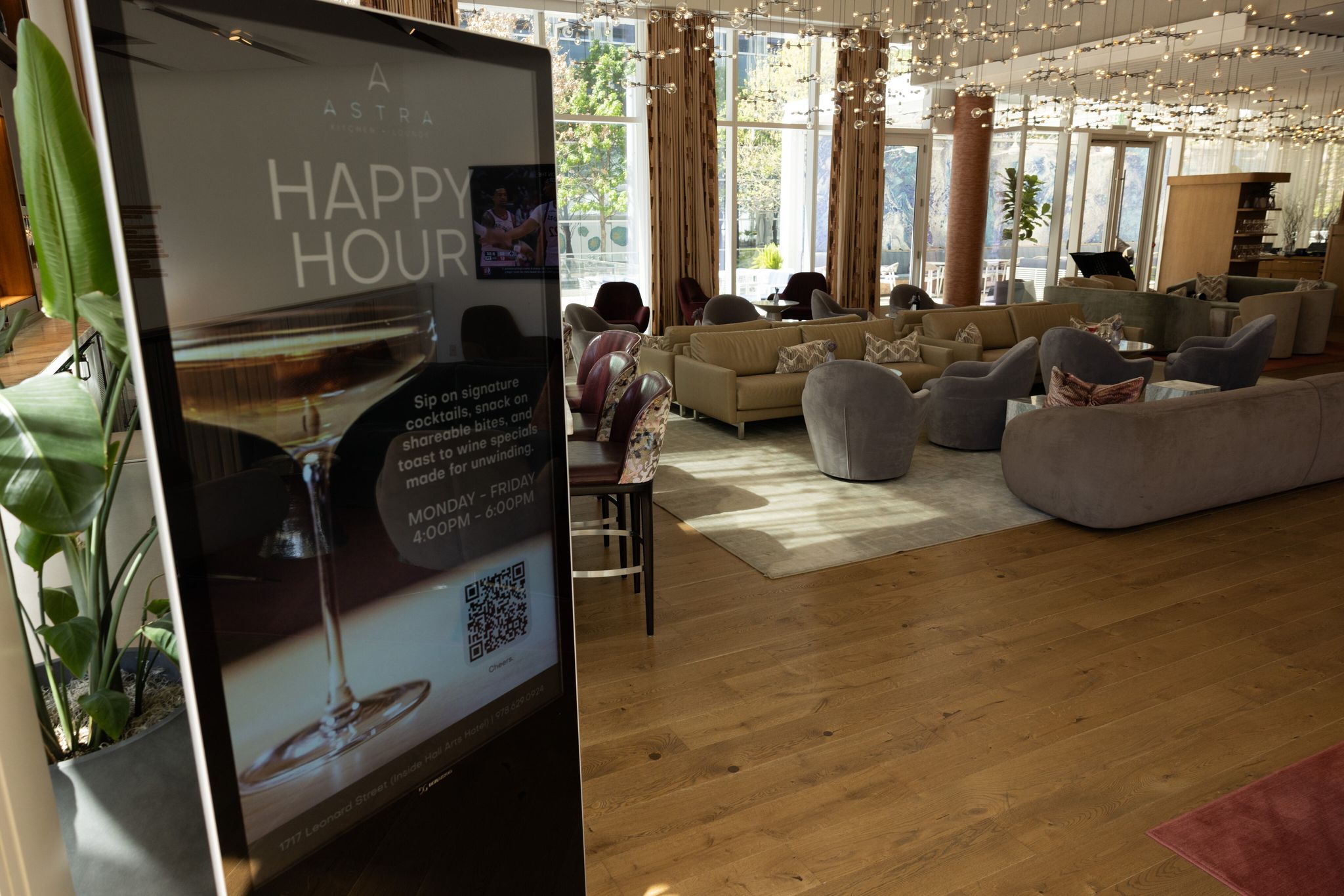 Astra Kitchen + Lounge open in downtown Dallas' Hall Arts Hotel