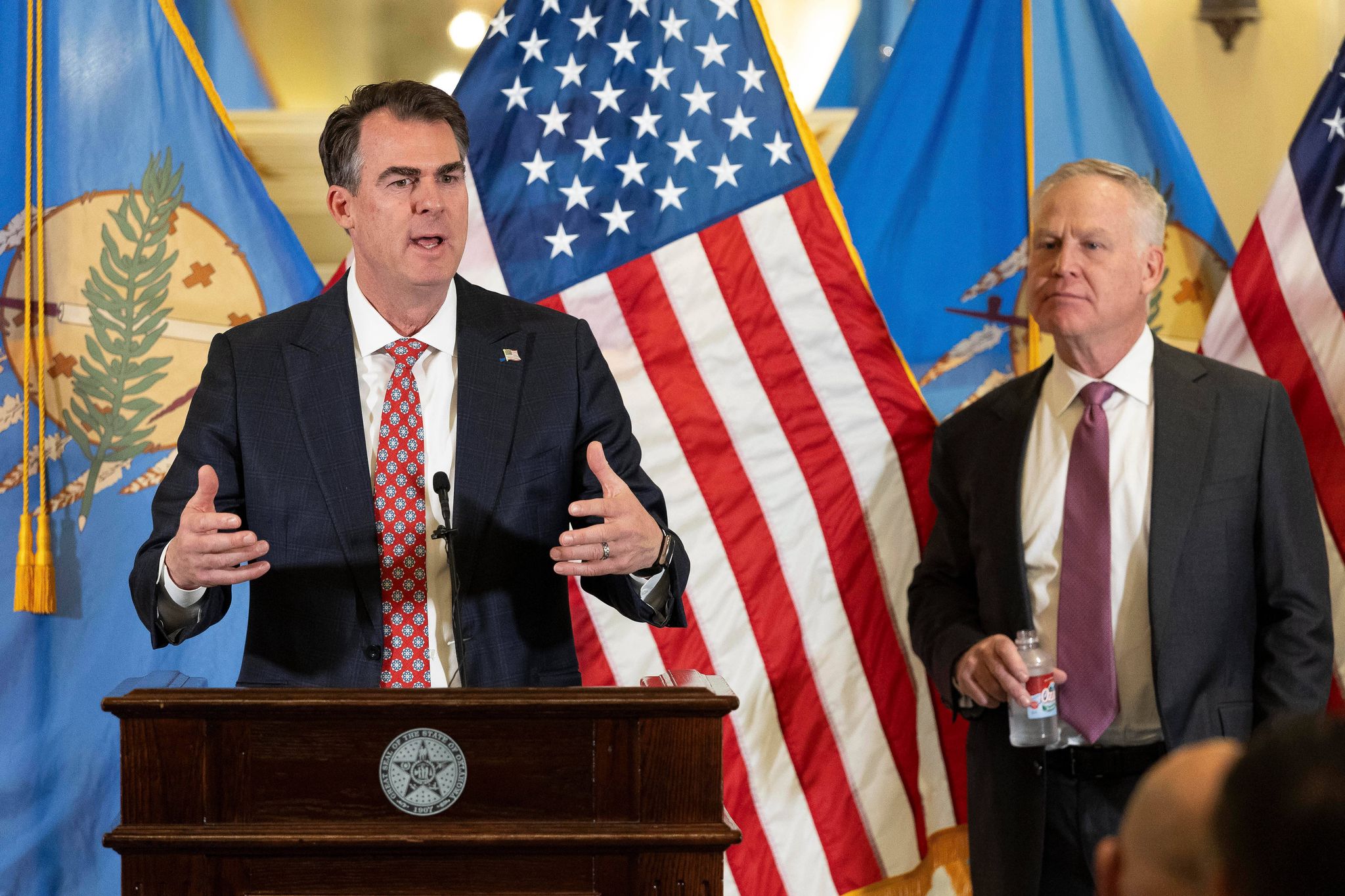 Oklahoma’s governor picks energy executive Alan Armstrong to fill US ...