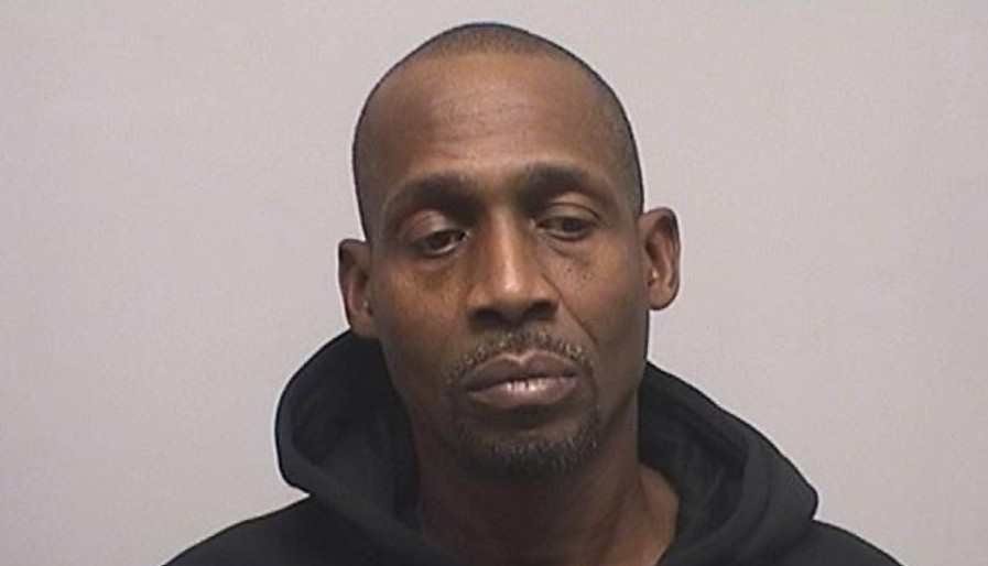 Stamford man denies dealing crack while released on bond, feds say