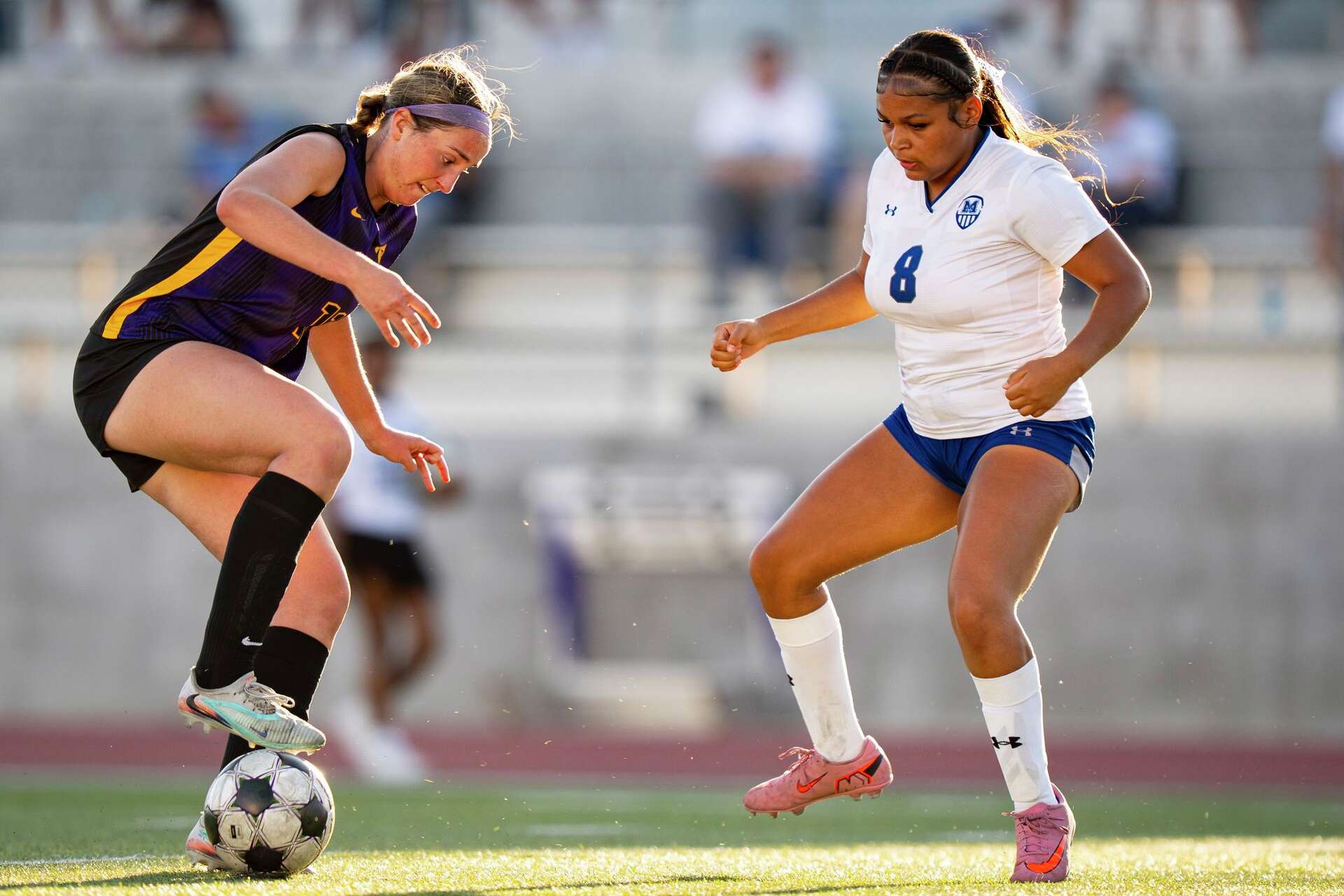 Pieper girls overpower MacArthur in second round of soccer playoffs
