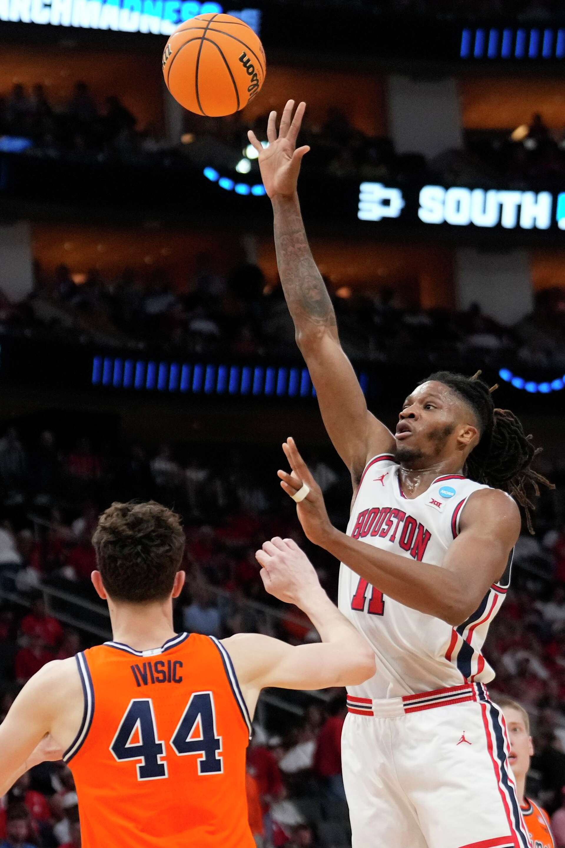 Houston's Emanuel Sharp talks about his college career after NCAA loss
