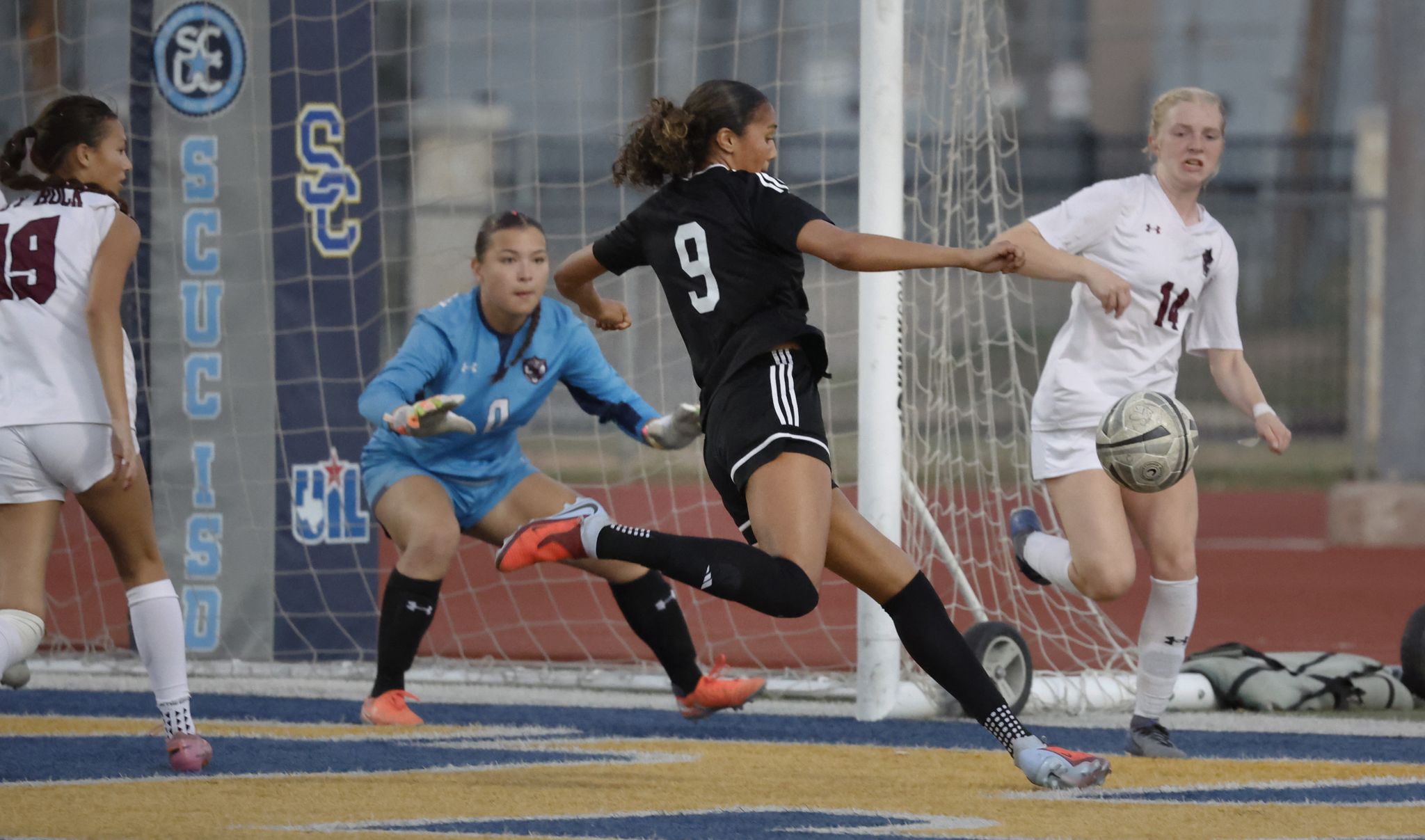 Steele falls short to Round Rock in girls soccer regional semifinal