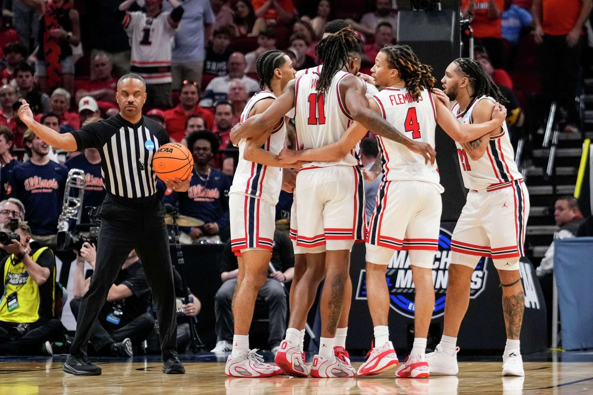 Houston's Emanuel Sharp talks about his college career after NCAA loss
