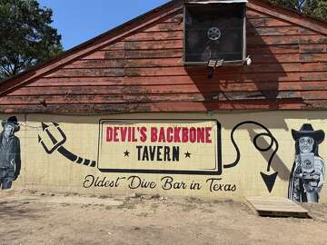 Exploring the twisty Devil's Backbone in the Texas Hill Country