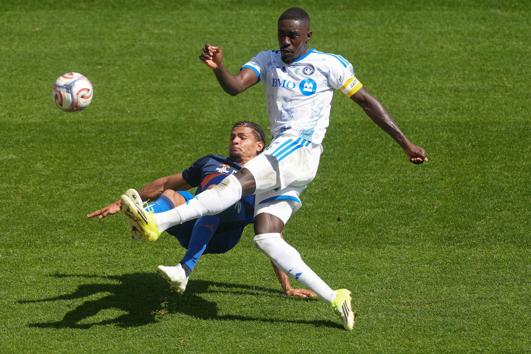 Miles Robinson and Chris Richards both injured, leaving US central ...