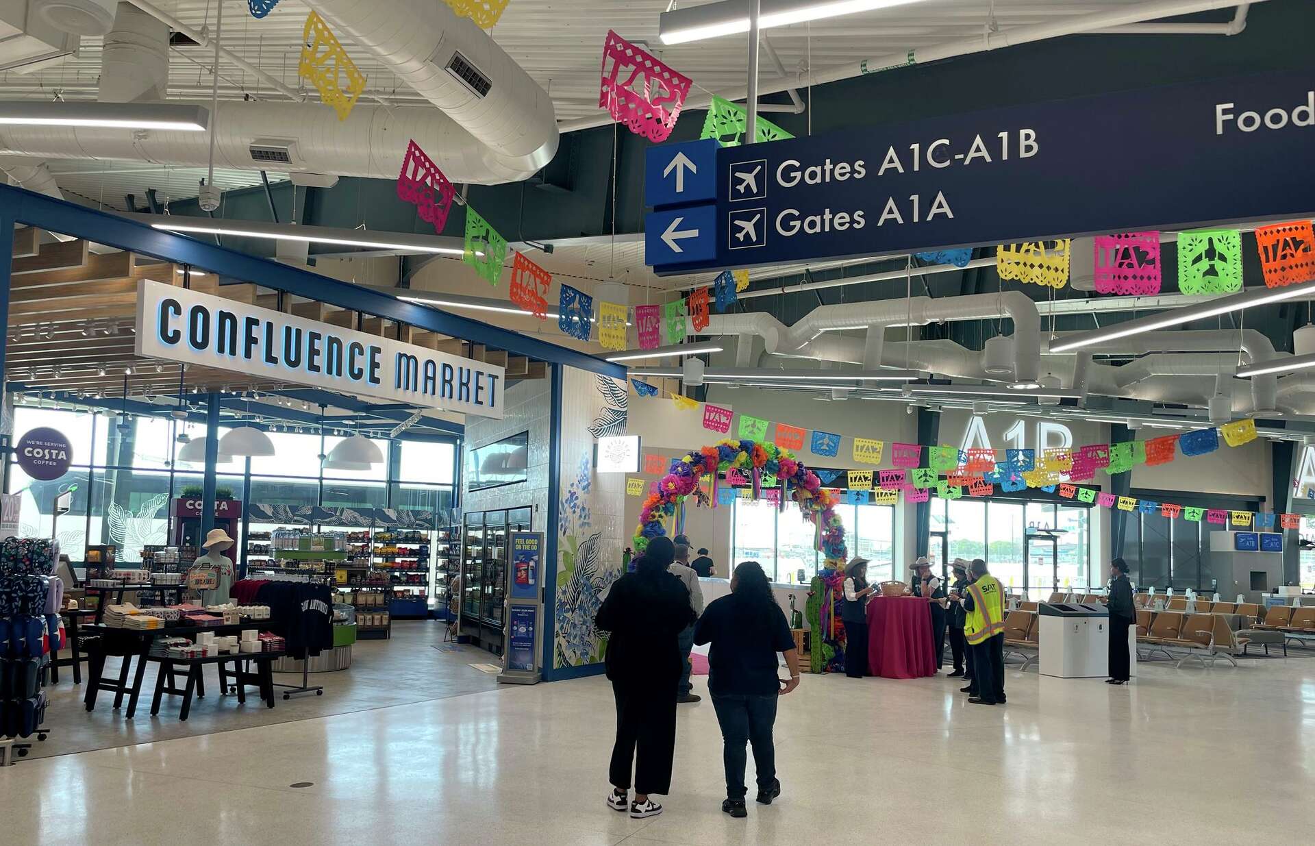 San Antonio airport unveils $95 million ground load facility