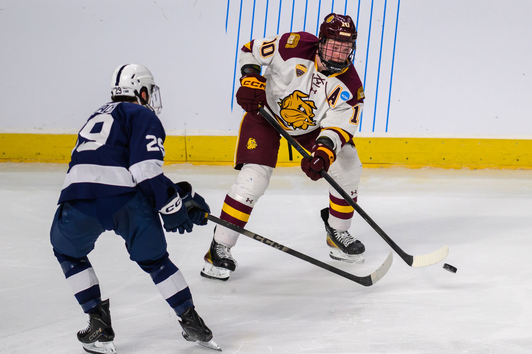 Minnesota Duluth takes on top seed Michigan in Albany Regional final