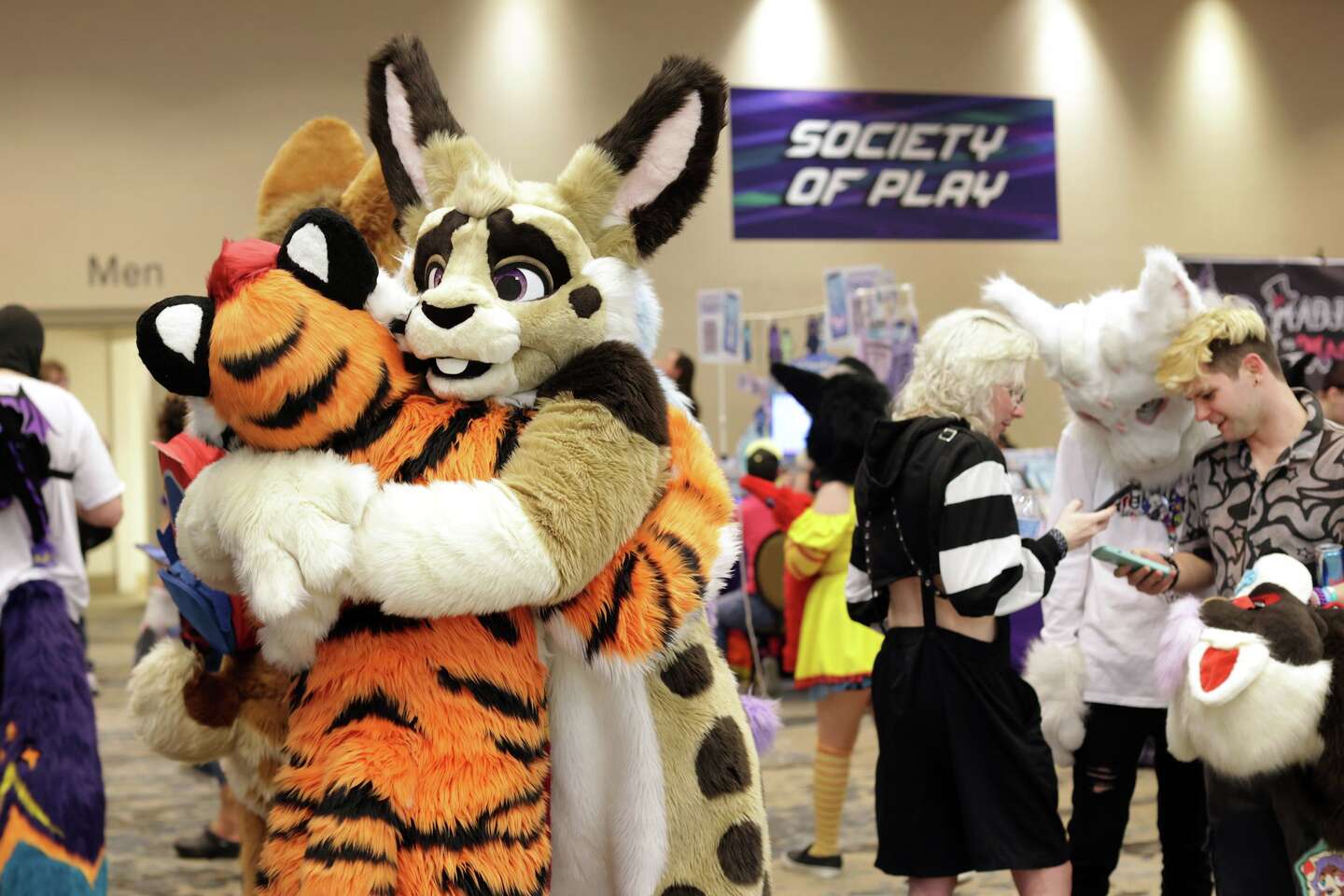 Dallas hosts furry convention, drawing thousands of attendees