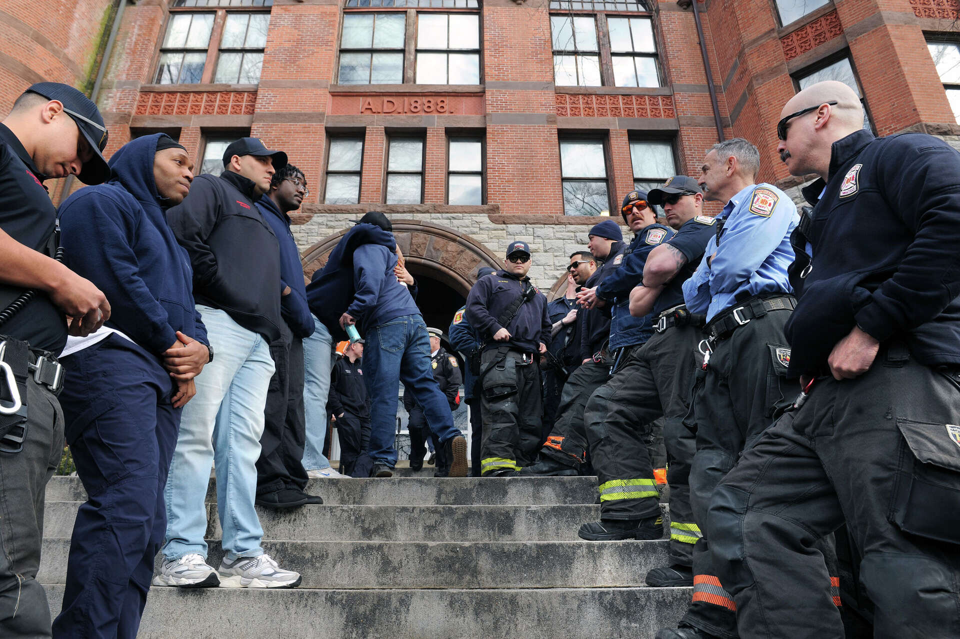 Man killed Bridgeport firefighter in jealous rage, warrant says
