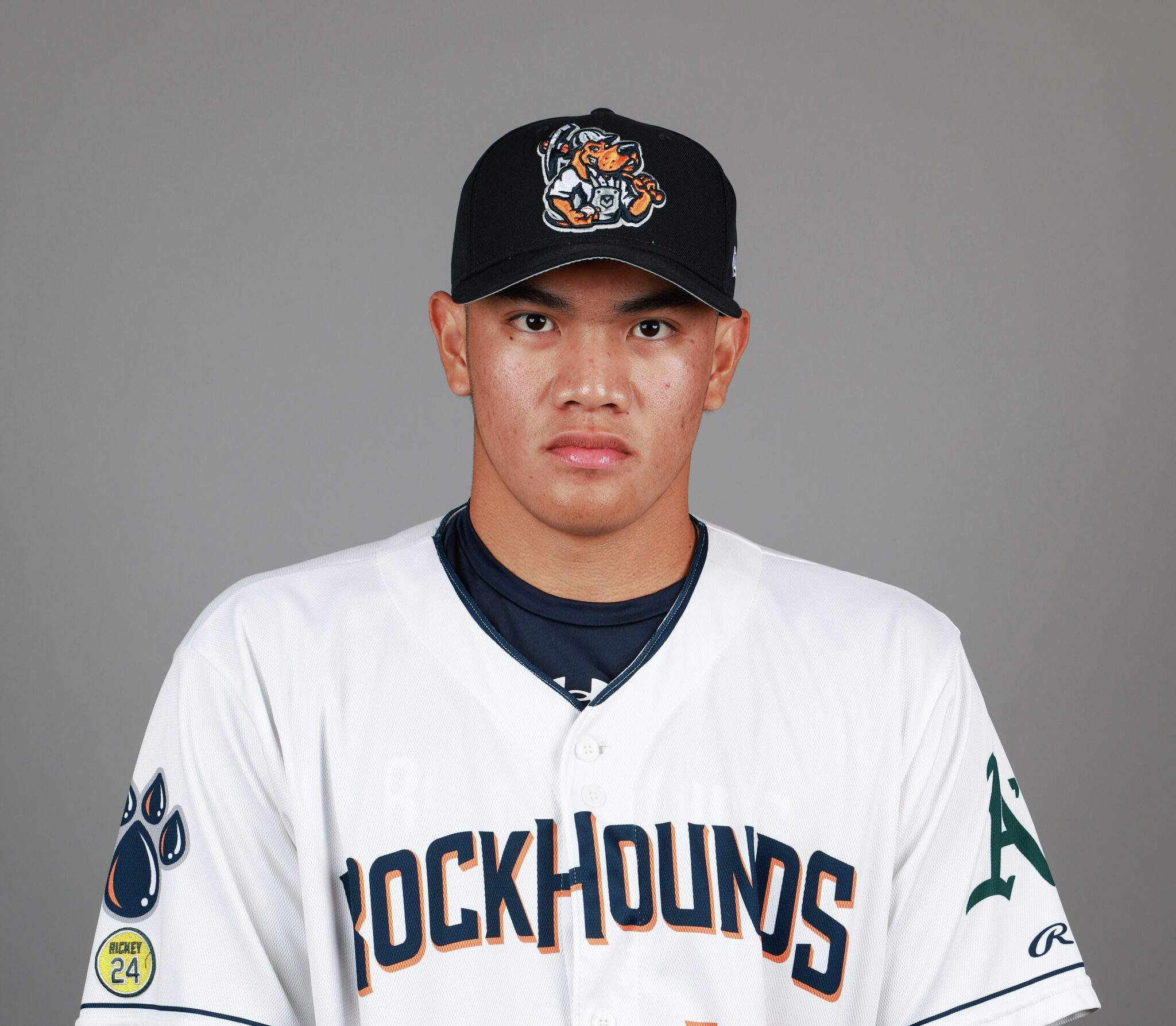 Mitchell hits a three-run HR to back Harrison's strong start as the ...