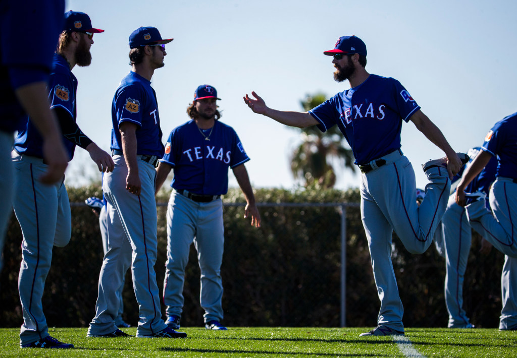 Photos: Check out Cole Hamels' gnarly beard and the rest of Rangers ...