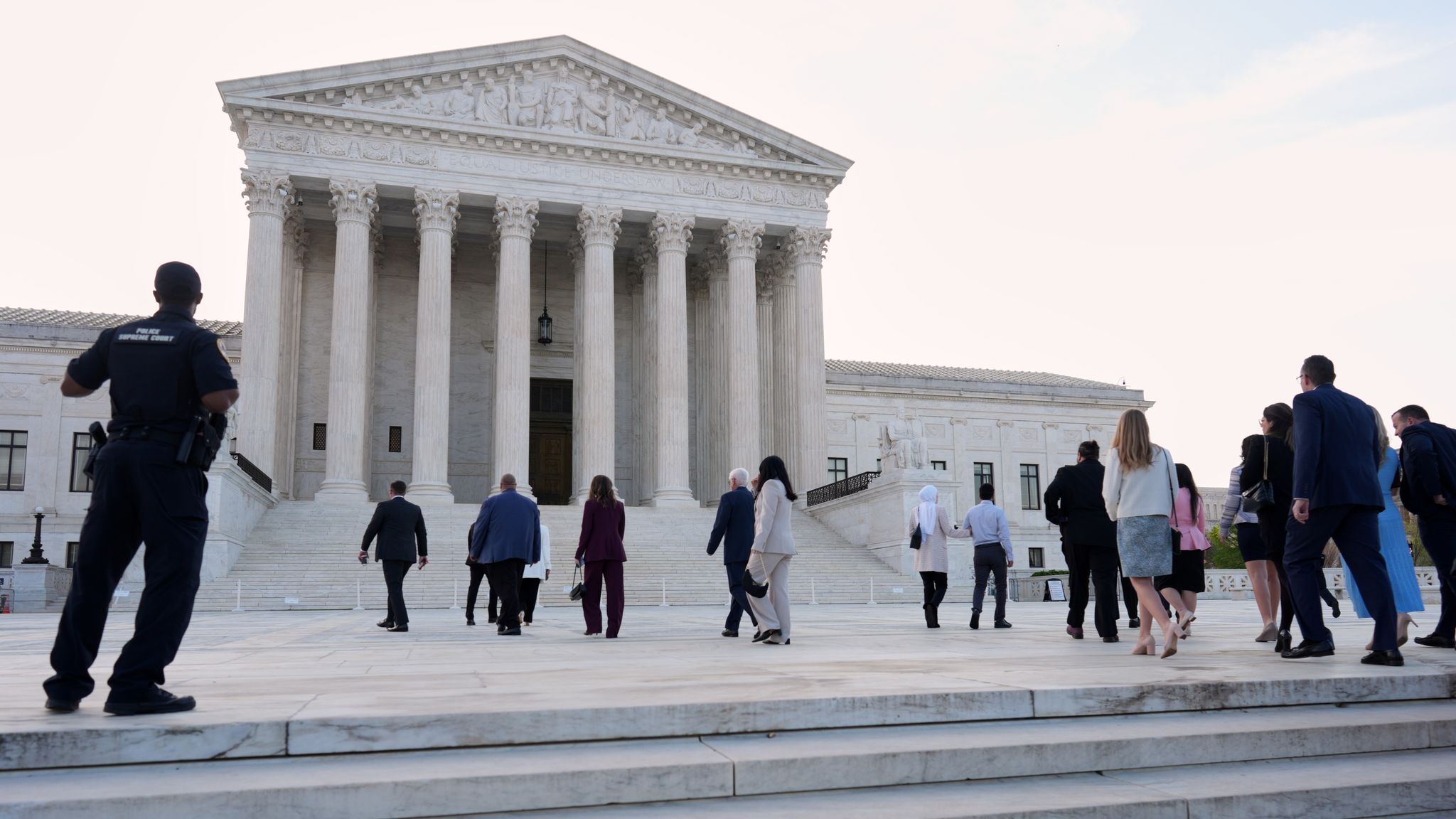 The Latest: Supreme Court arguments over Trump's birthright citizenship ...