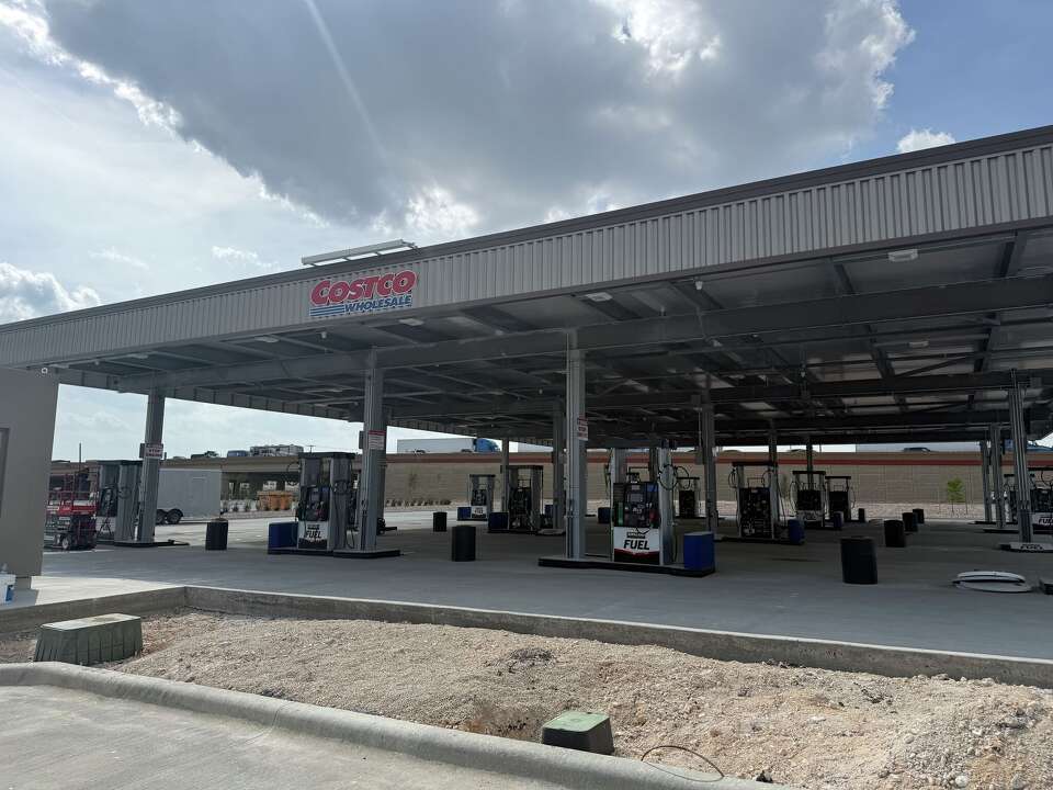 Long-awaited $37M Costco sets May opening in the Hill Country