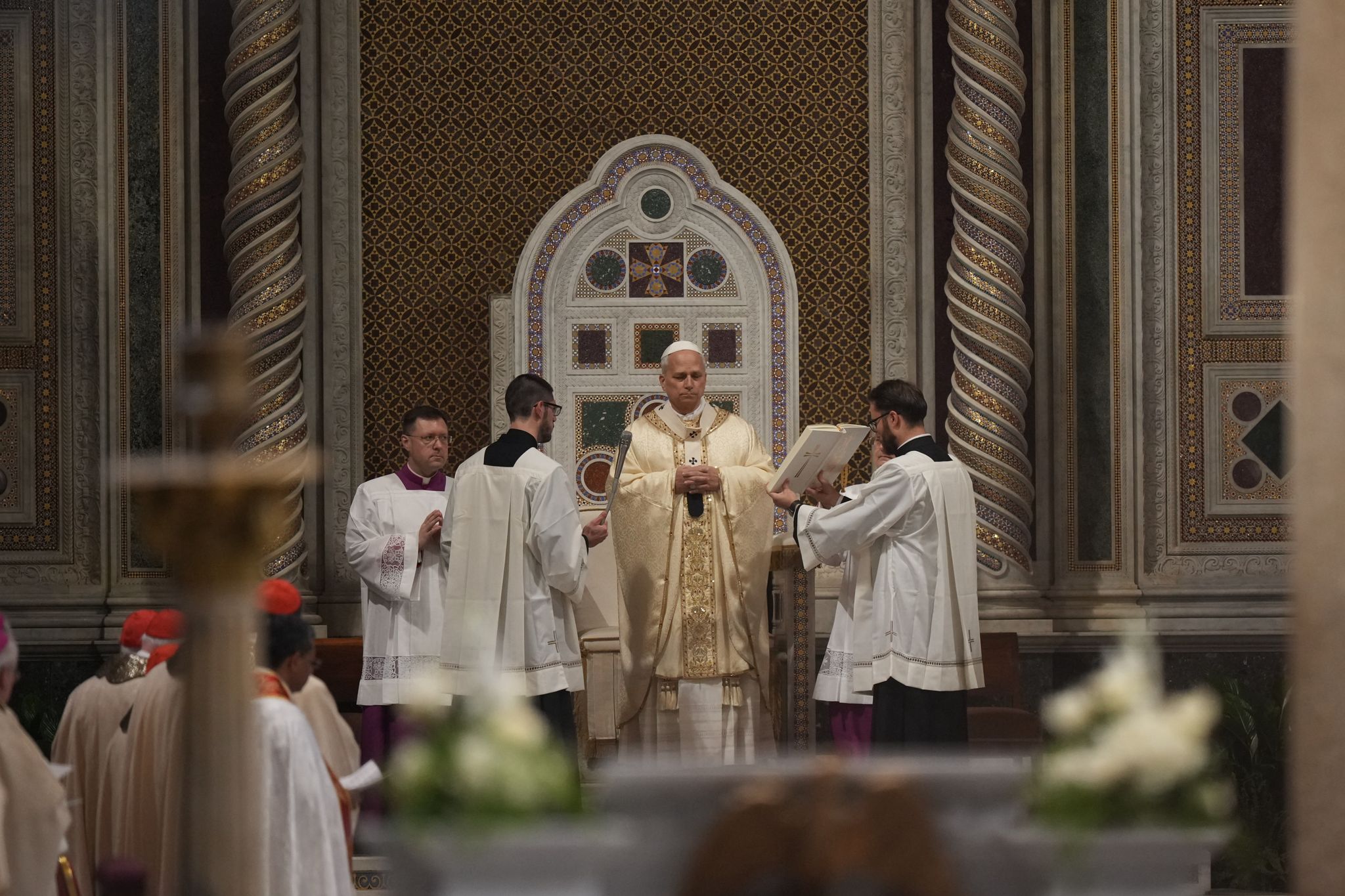Pope Leo XIV revives the Holy Thursday foot-washing of priests after ...