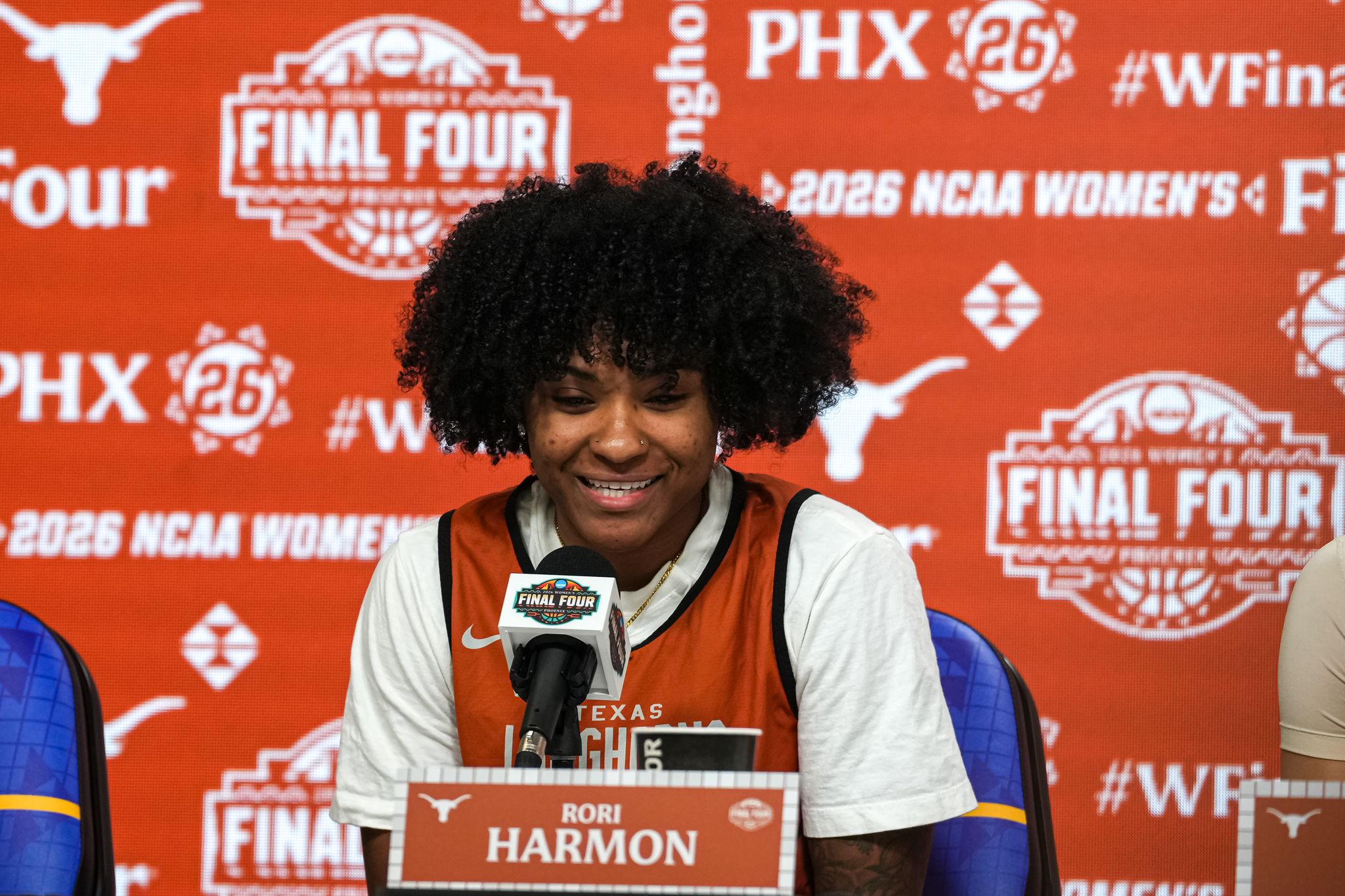 Meet Rori Harmon, Texas' record-setting point guard in March Madness