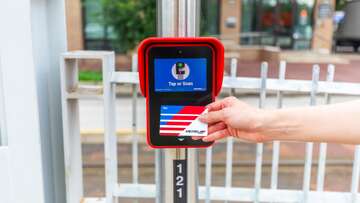 Houston Metro is switching from Q cards. See the new fare system.