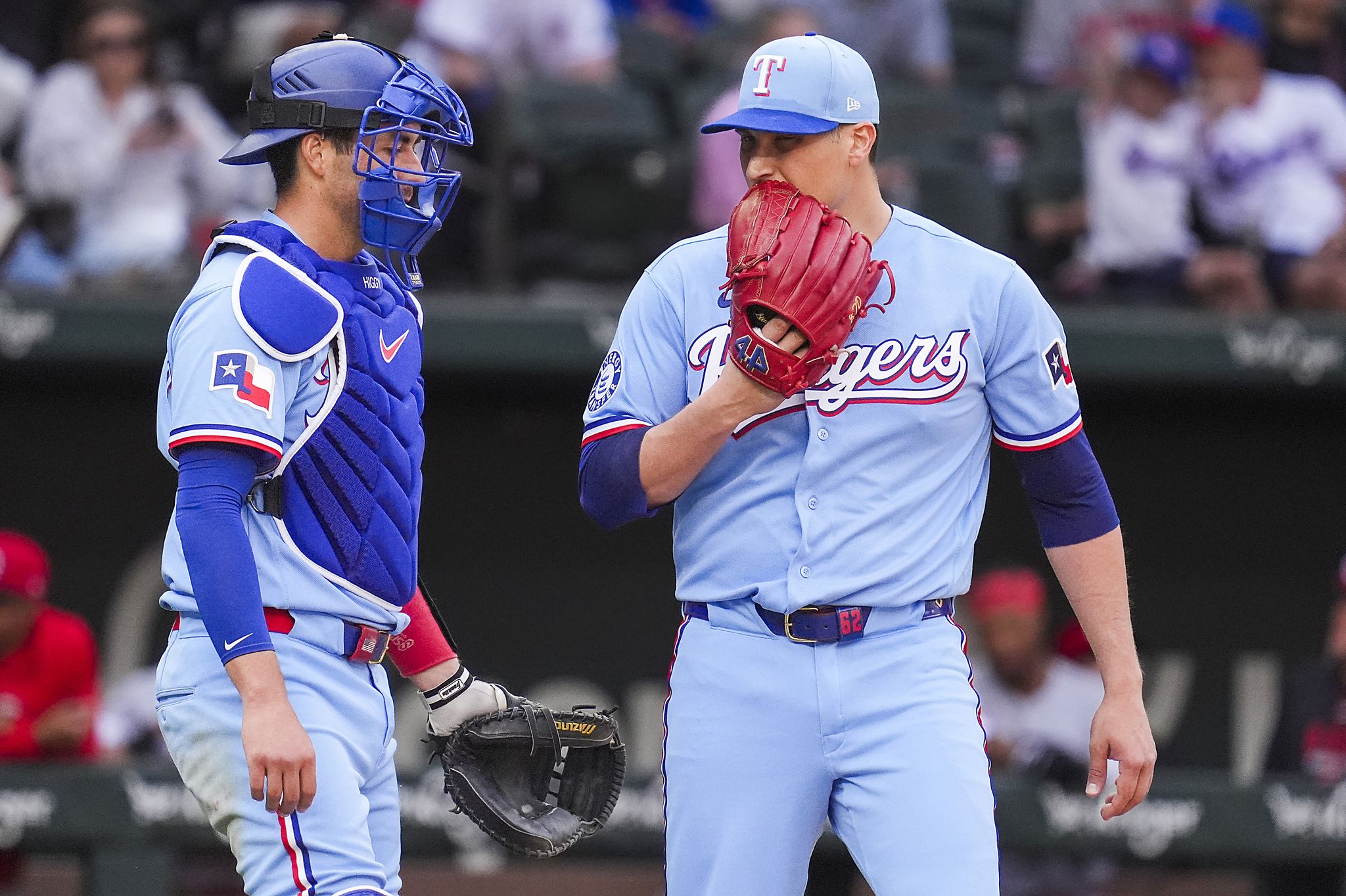 Could the Texas Rangers turn to a closer-by-committee approach?