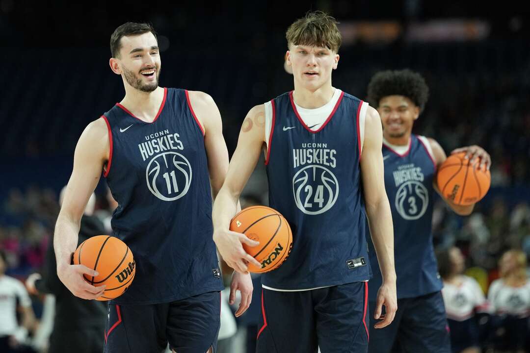 Where NBA mock drafts project UConn's Braylon Mullins to be picked